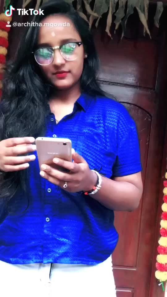 #LetsCrackIt #foryourpage #trendingsong | Architha.M Gowda (@architha.mgowda)