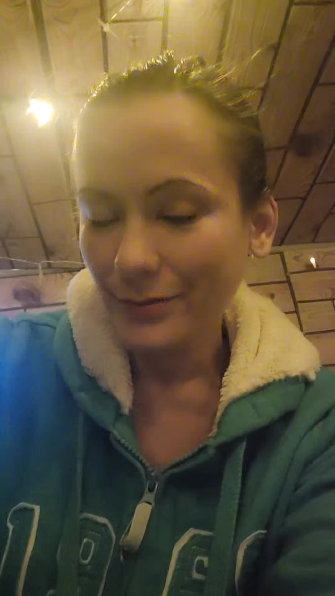 Vicki peach (@vickipeachx) - Urlebird