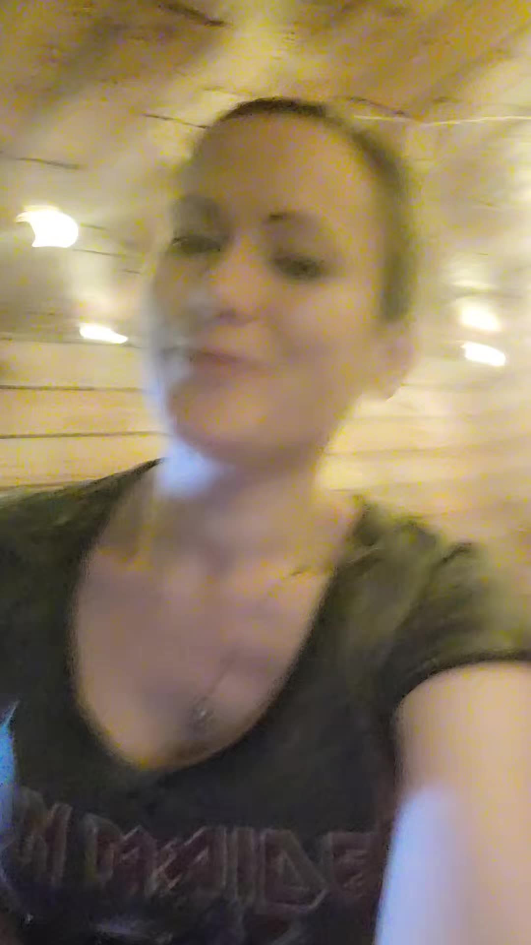 Vicki peach (@vickipeachx) - Urlebird