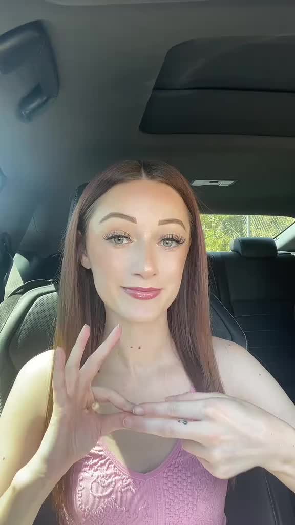 Scarlett Mae (@scarlett.maebae0) - Urlebird