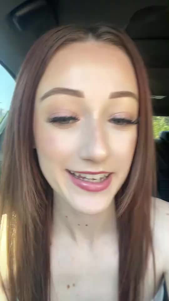 Scarlett Mae (@scarlett.maebae0) - Urlebird