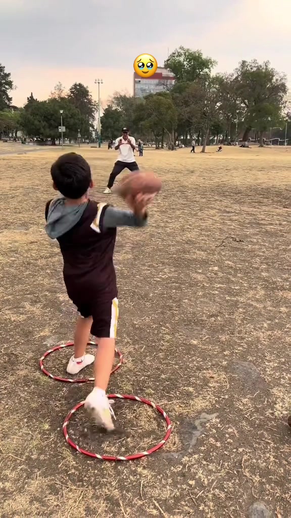 user32118111321 (@pro_nfl) - Urlebird