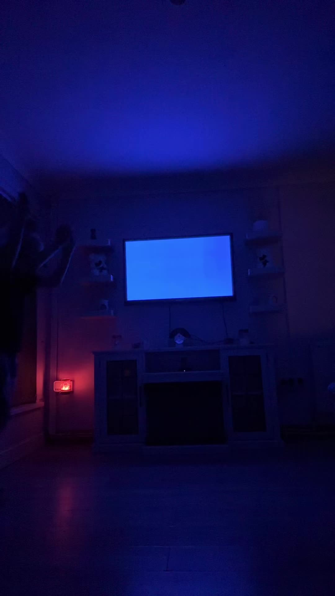 x.sister_shuffle.x (@x.sister_shuffle.x) - Urlebird