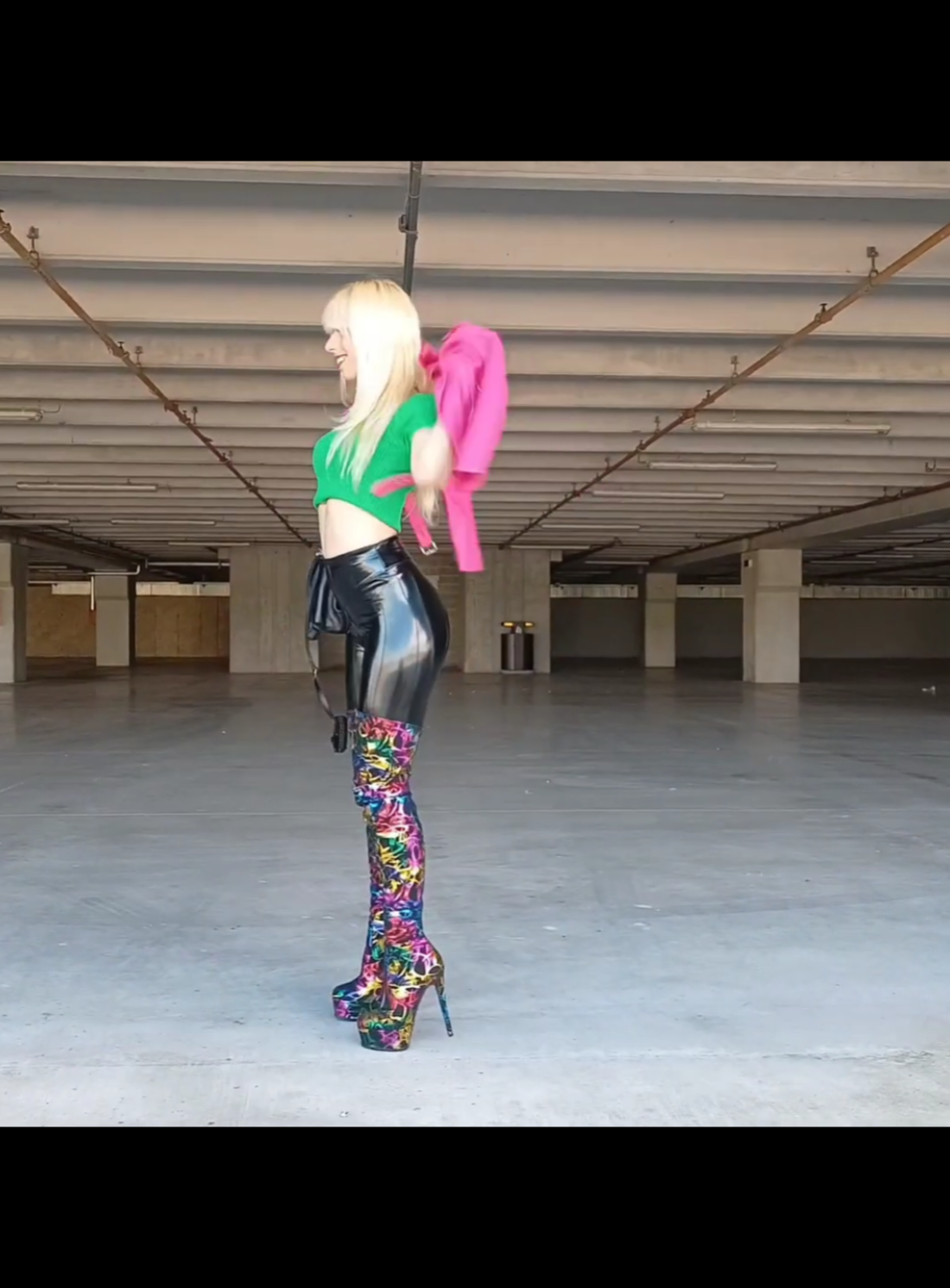 Dana Labo (@dana_labo_official) - Urlebird