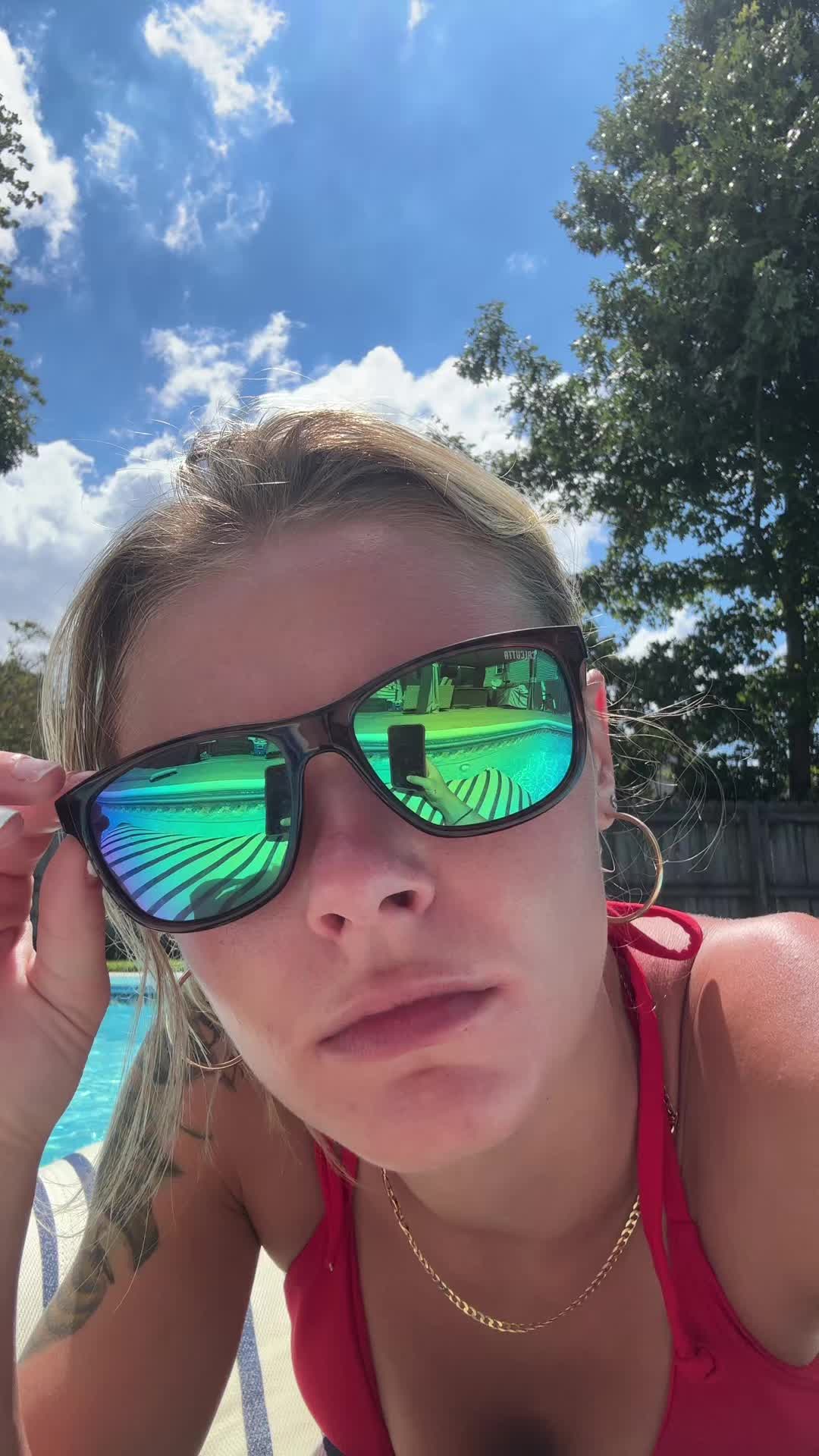 Katelynx (@the.realkatelynx) - Urlebird