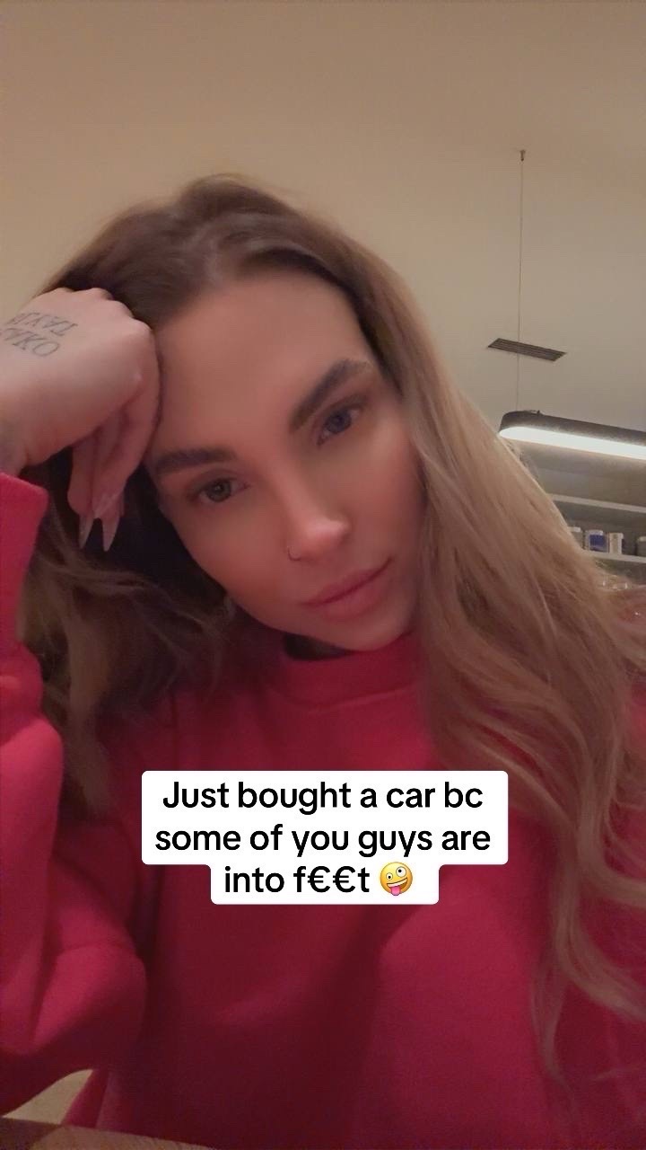 Solar Kate (@iamkatesolar) - Urlebird