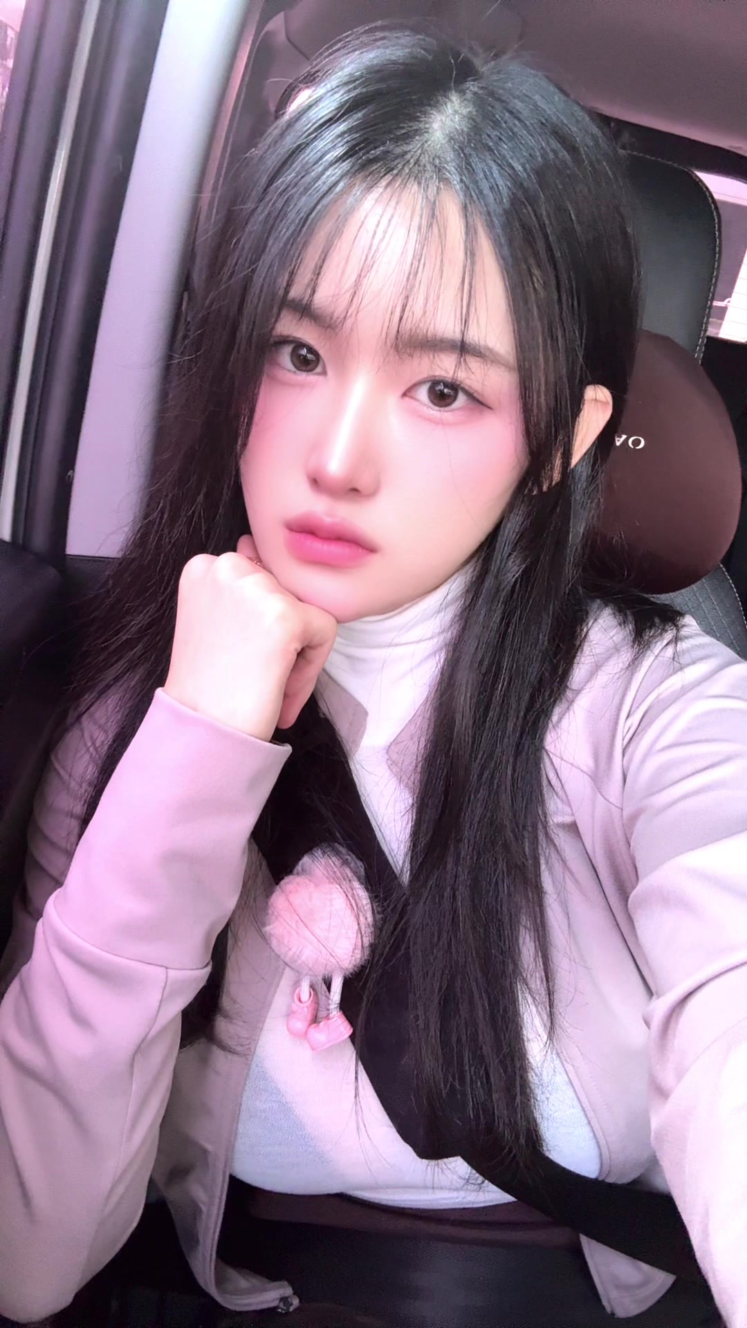 YEONNACHO (@yeon_nacho) - Urlebird