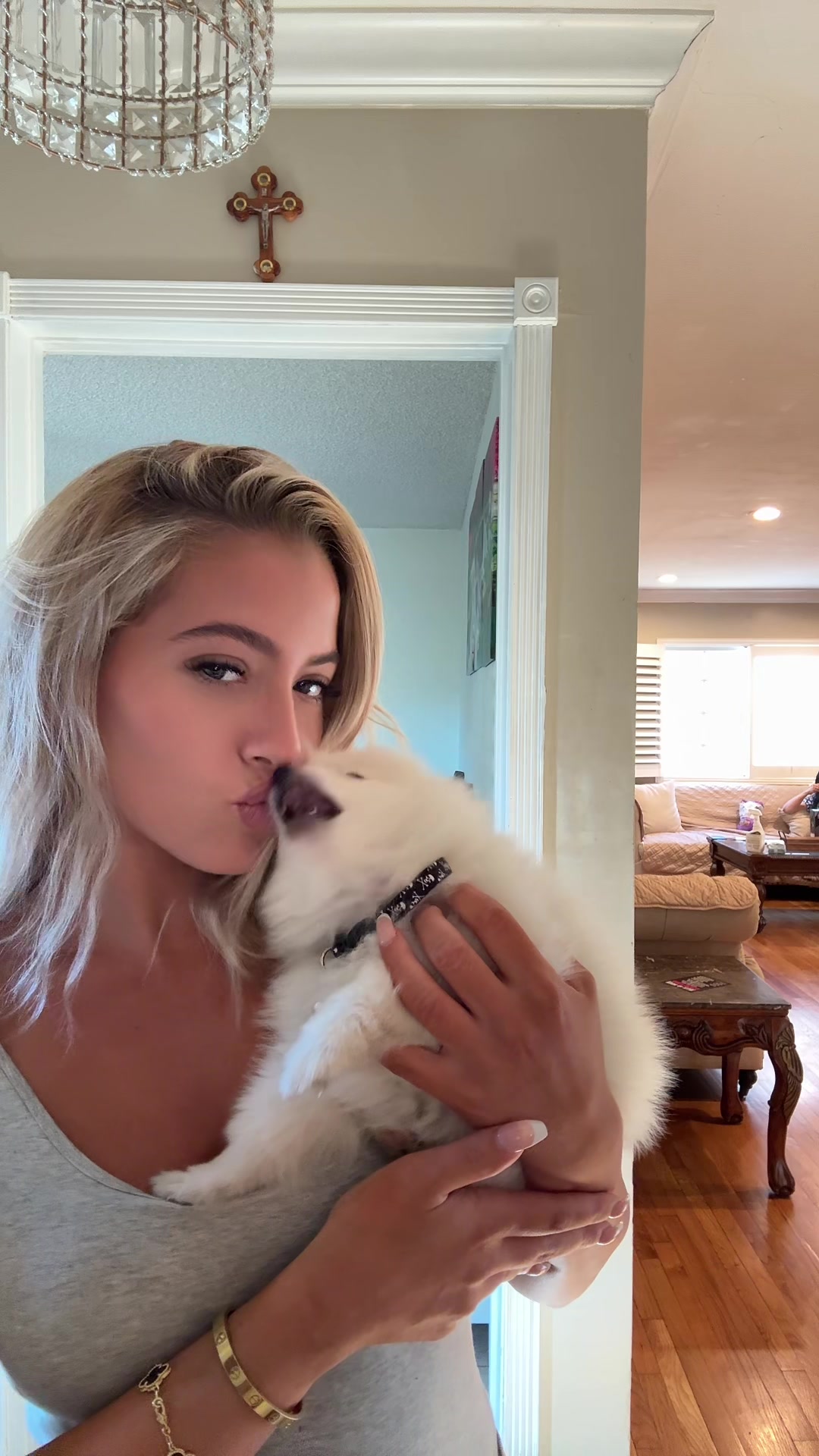 maya_danielle_frank (@maya_danielle_frank) - Urlebird