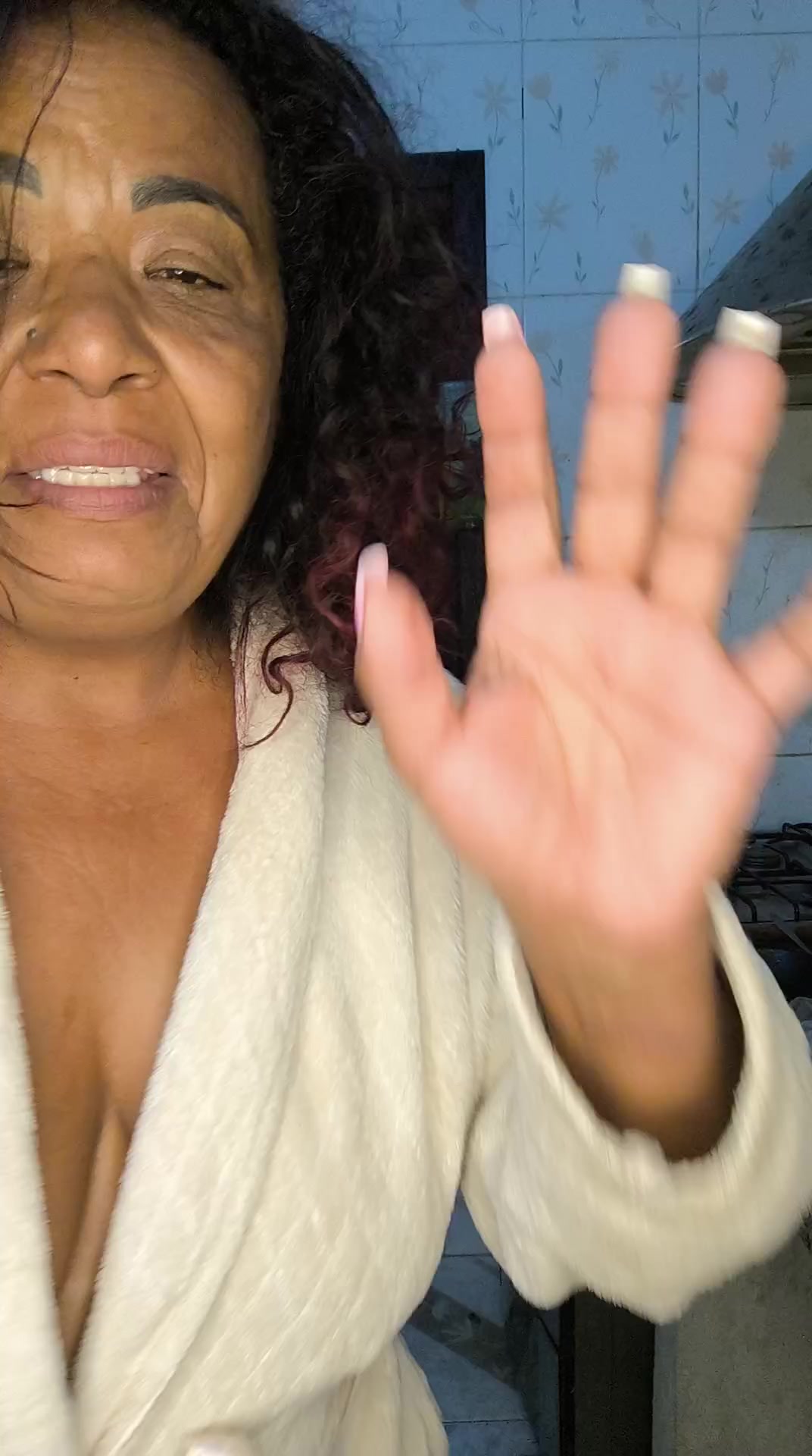 291 hearts, shares, 35 | cida elis (@cidaelisoficial)