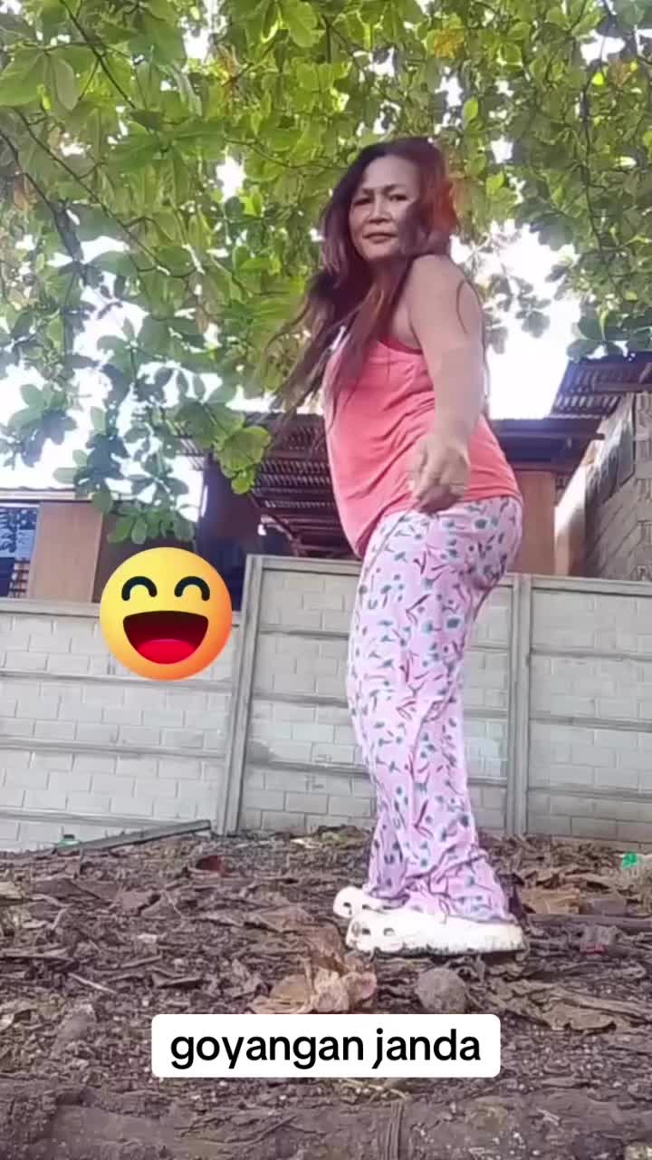 Janda Bahagia (@janda_stw) - Urlebird