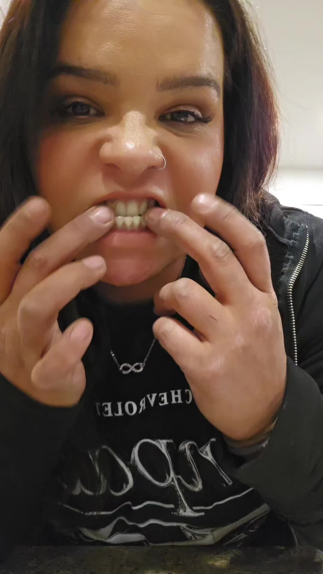 Jeg stopper på OF. Det har været de | 🌸 Enulie porer 🌸 (@enuliesocks)