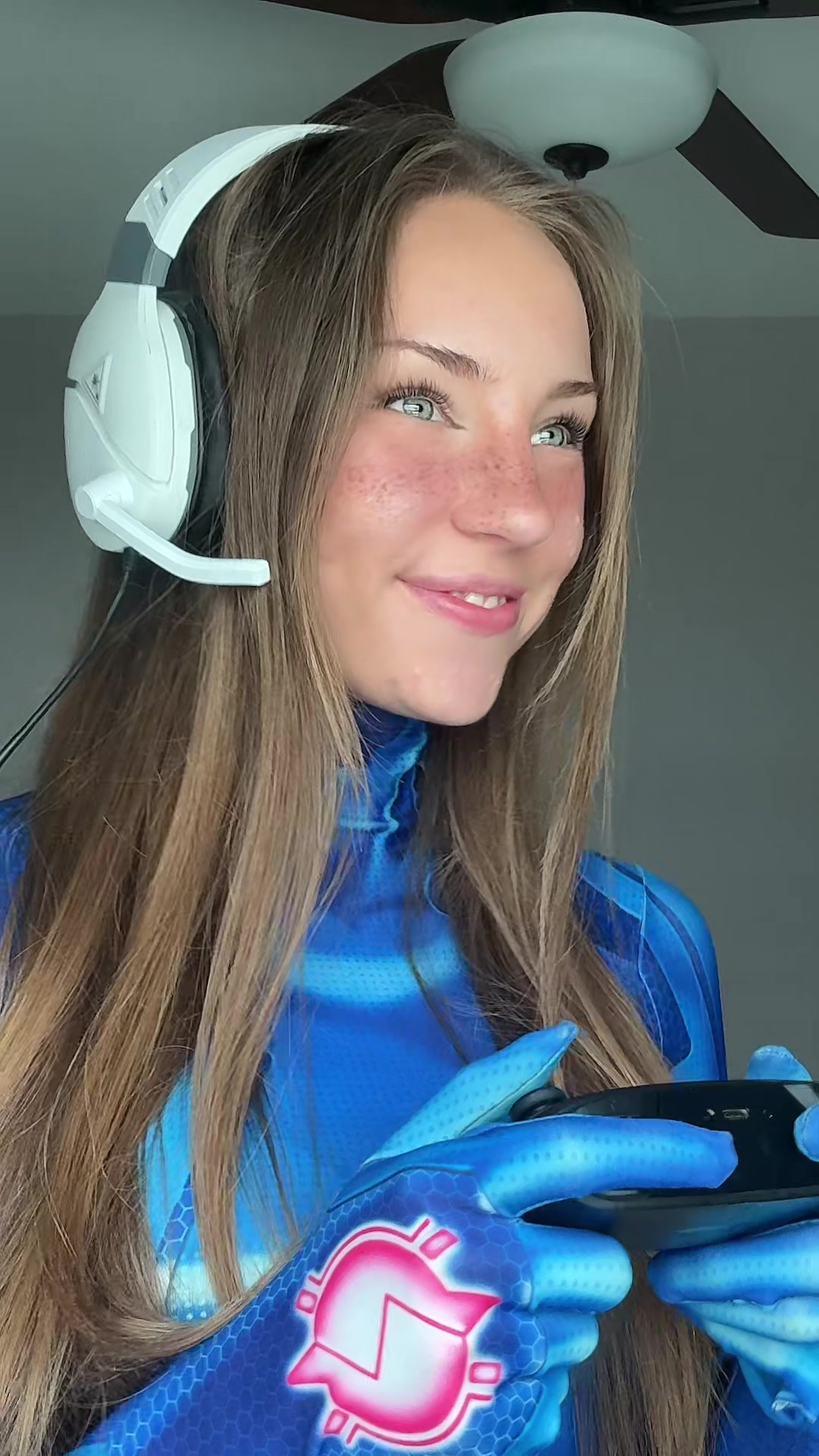 Am I as good as that one girl? #cosplay | Anya Lacey (@its.anya.lacey)