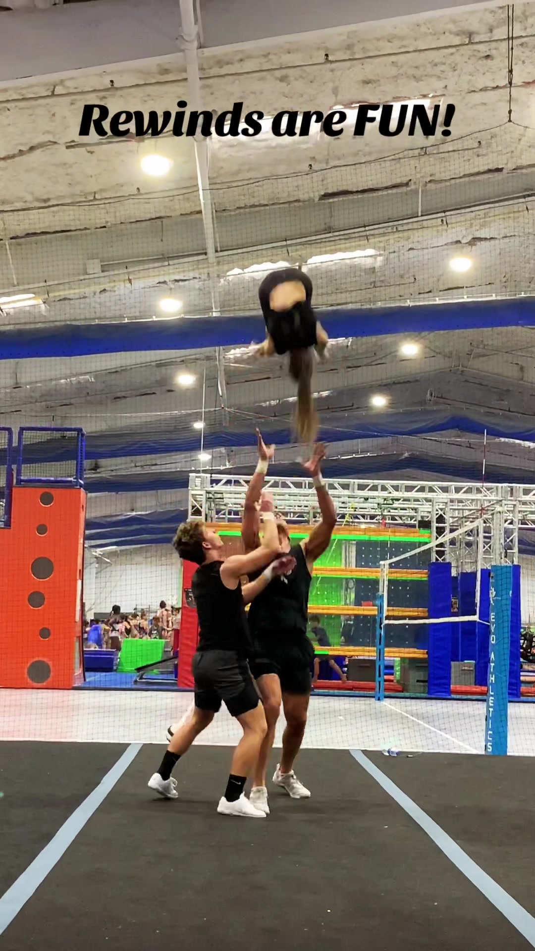 Avaryana (@avaryanarosetv) - Urlebird