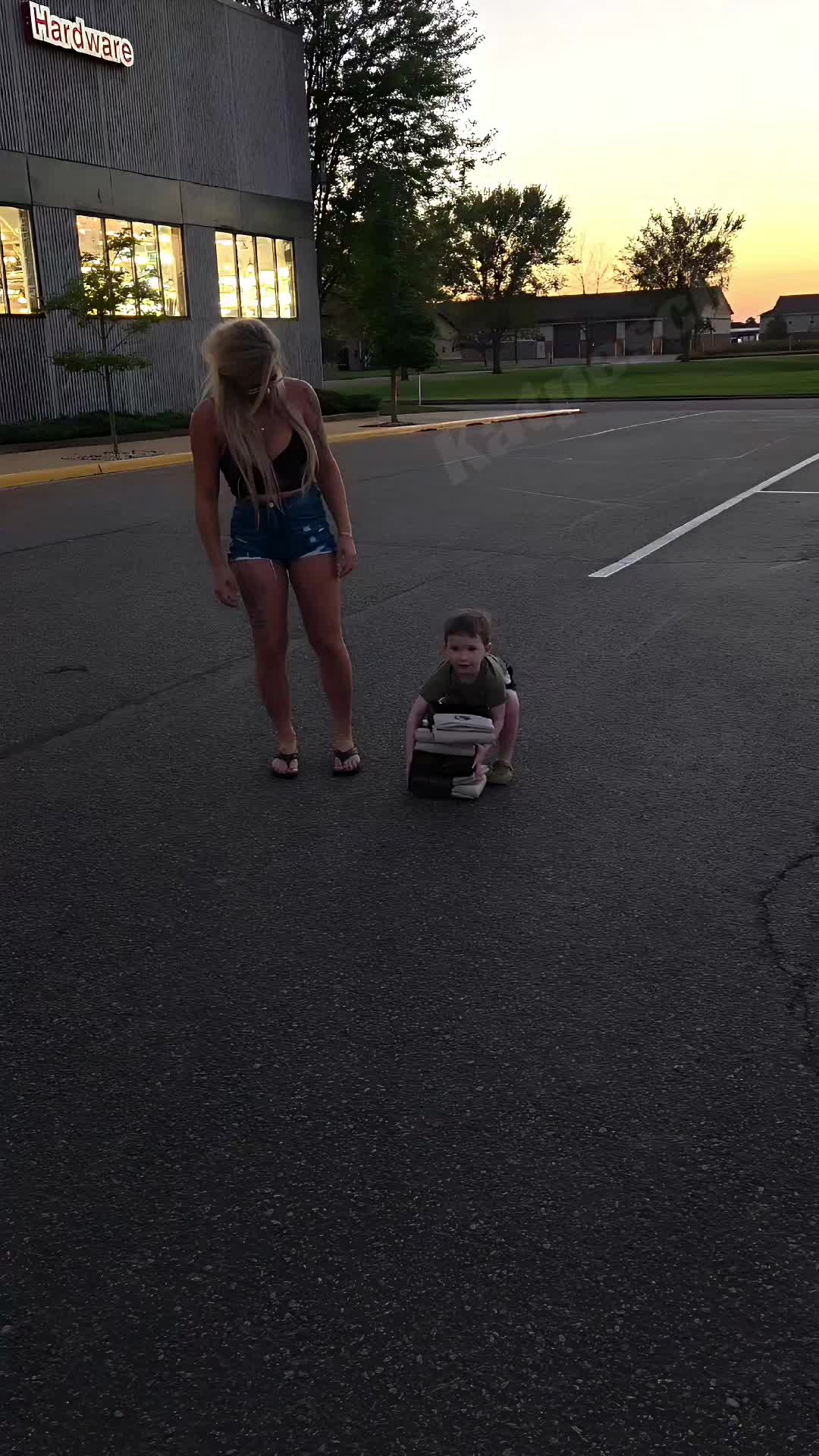 Kat pesch (@katpesch2) - Urlebird