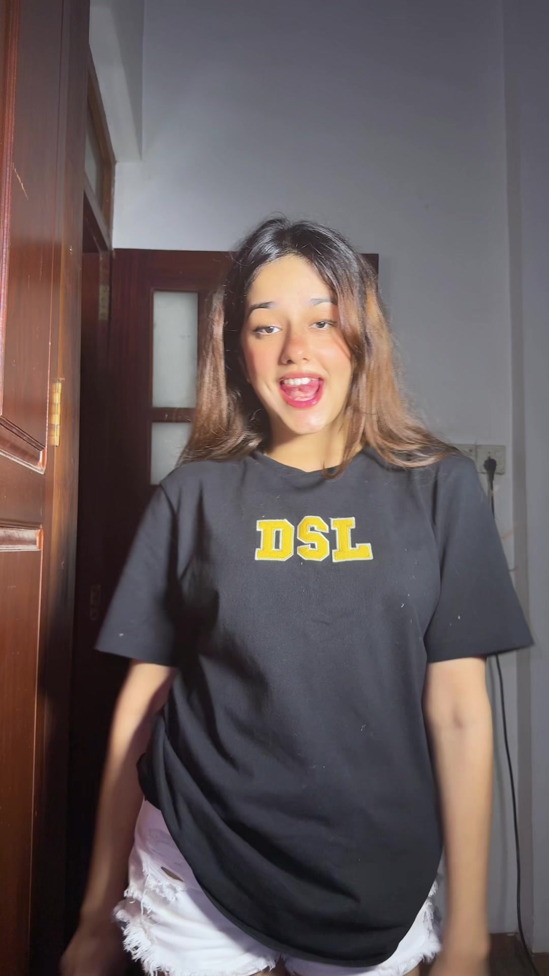 2.74K hearts, 29 shares | davina (@dav.inaa__)