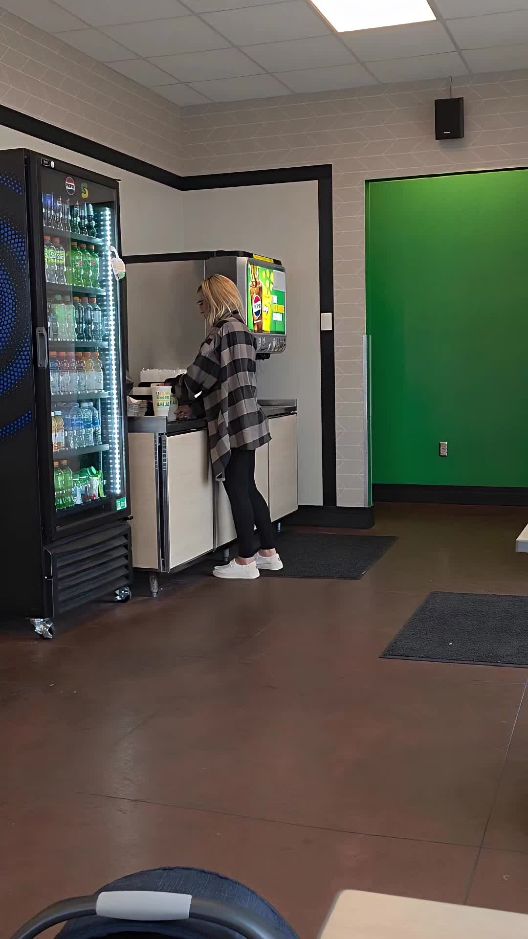 Kat pesch (@katpesch2) - Urlebird