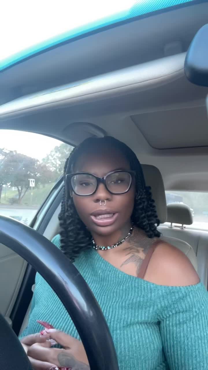 Shawnna Jonnell (@shawnnajonnell) - Urlebird