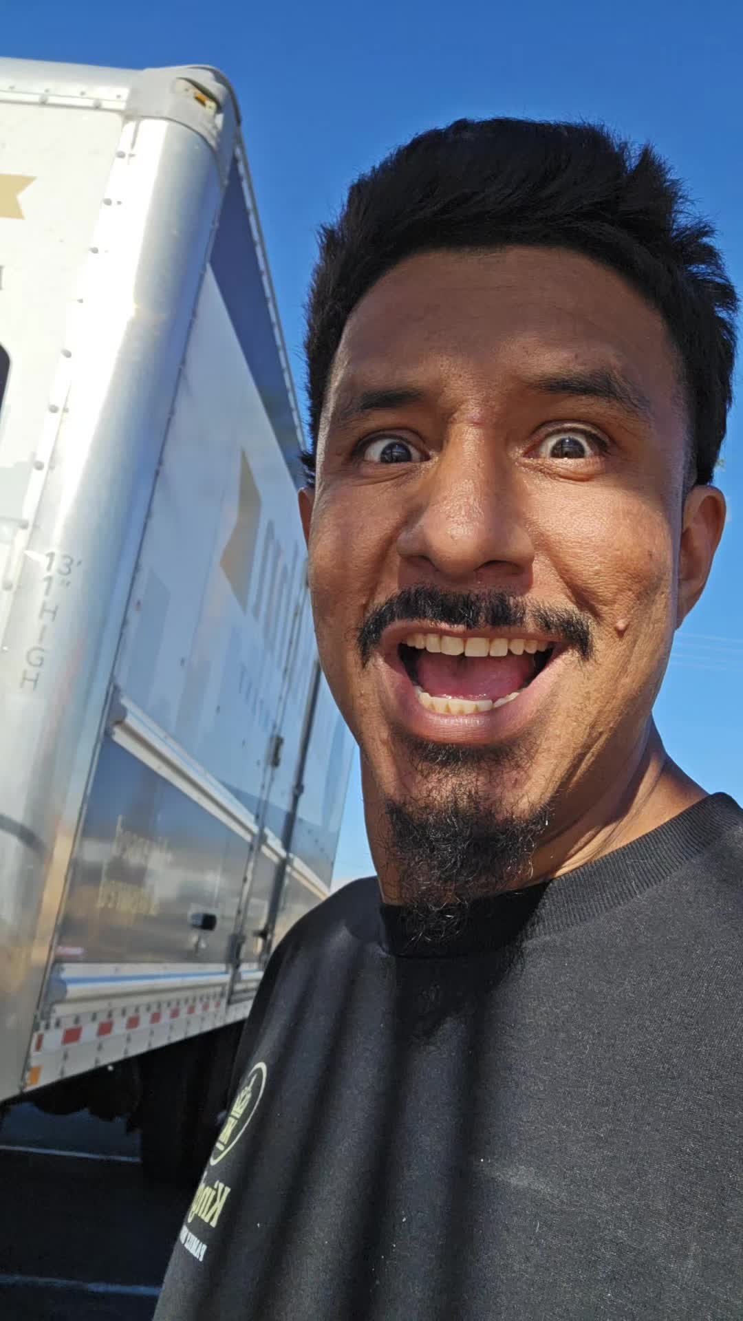 Silly_Unc (@silly_unc) - Urlebird