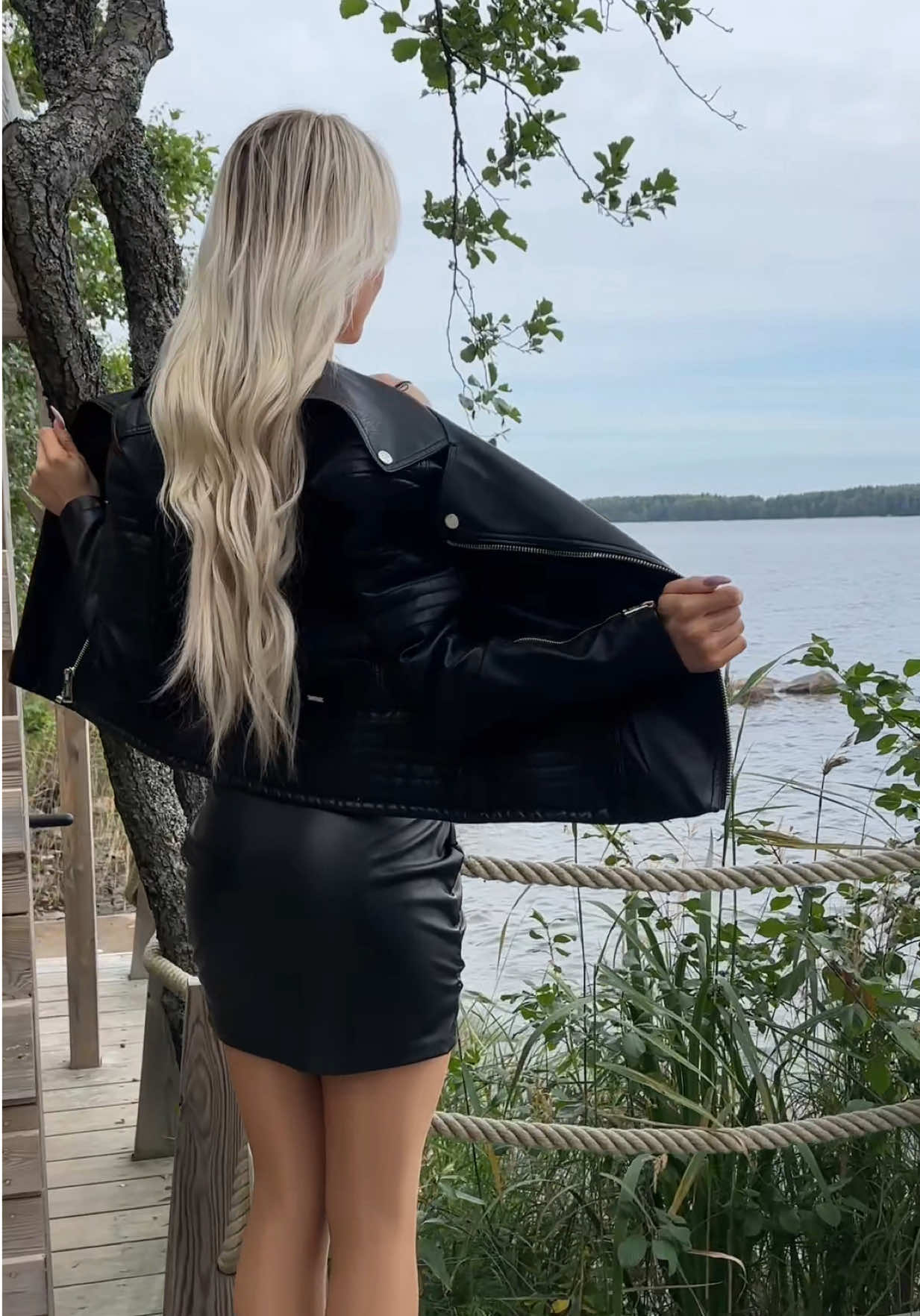 Oona Linna (@oonalinna) - Urlebird