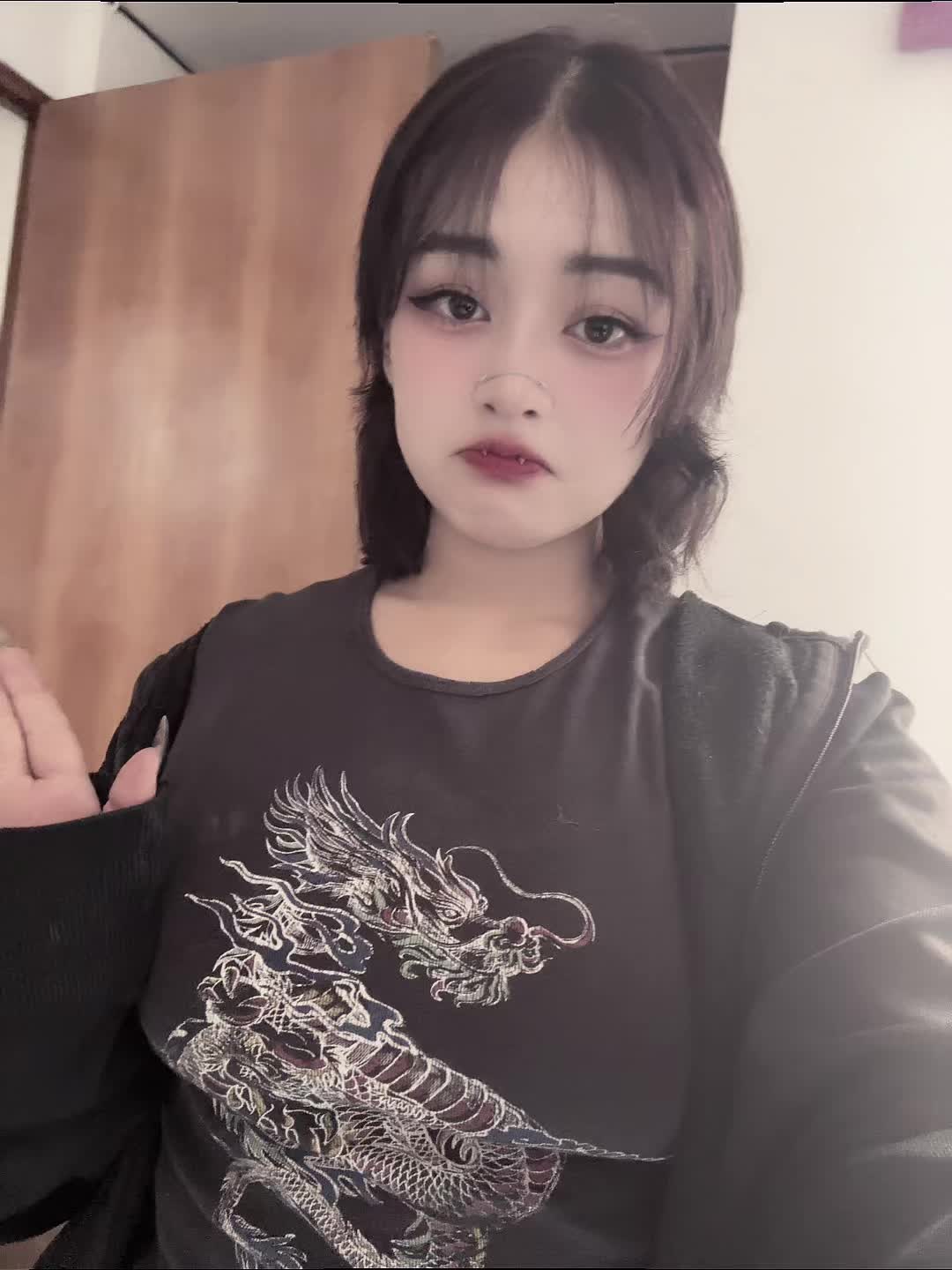 bella_donne (@bella_donne) - Urlebird