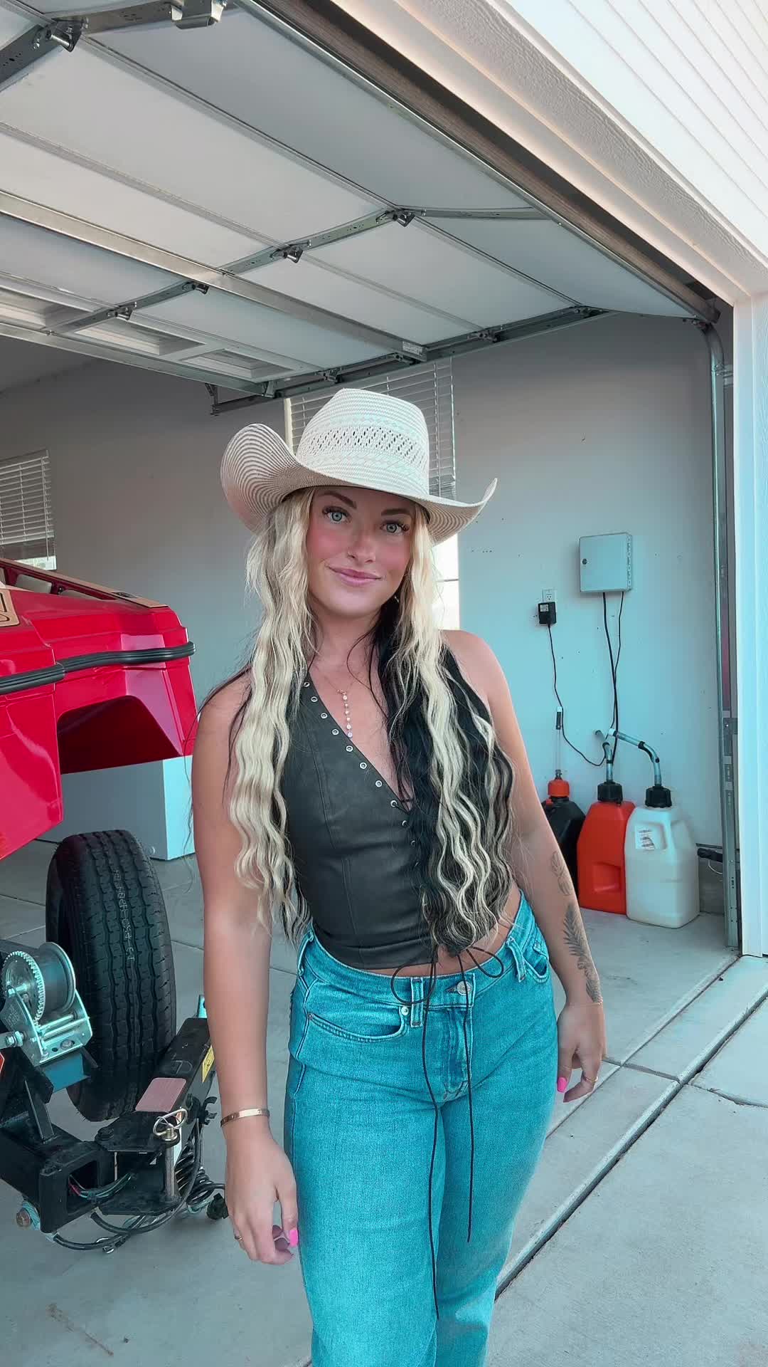 zonamaeee (@zonamaeee) - Urlebird