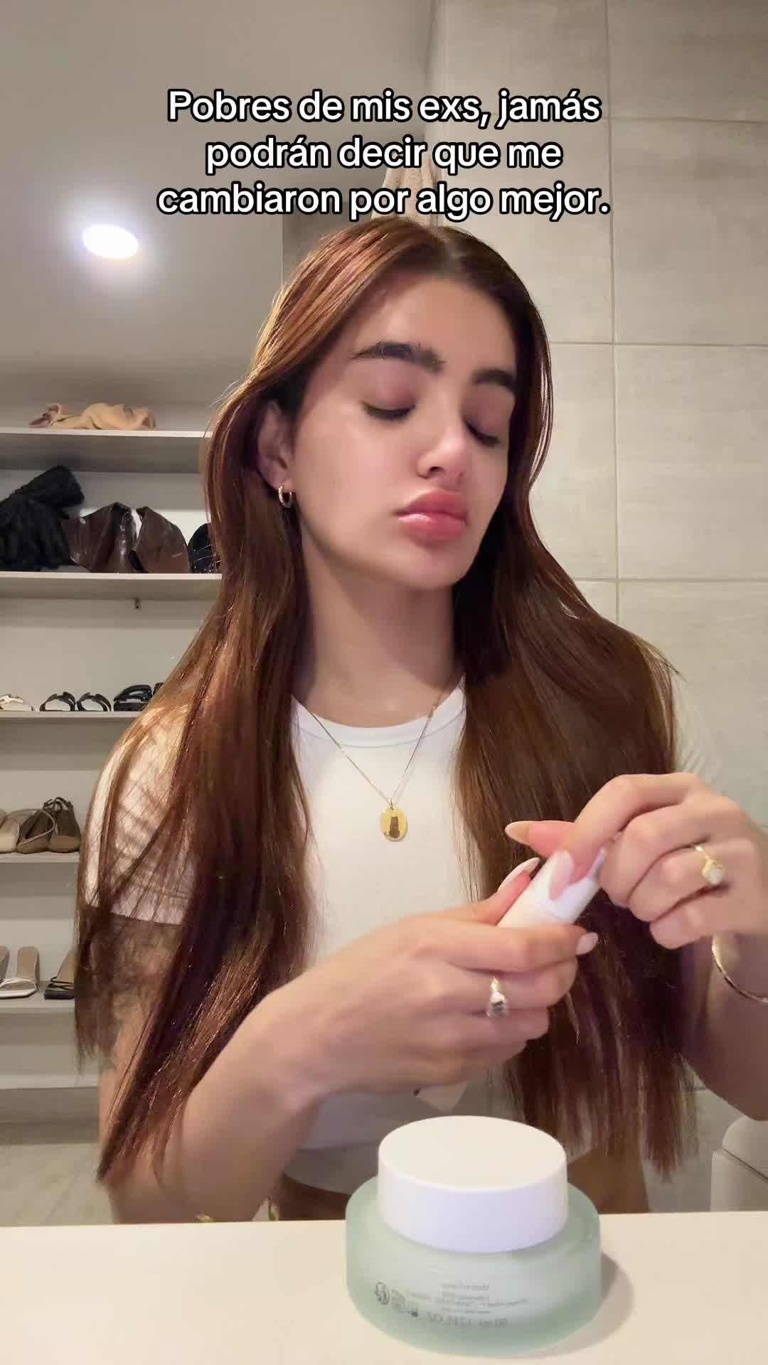 Laura sahar (@laurasahar00) - Urlebird