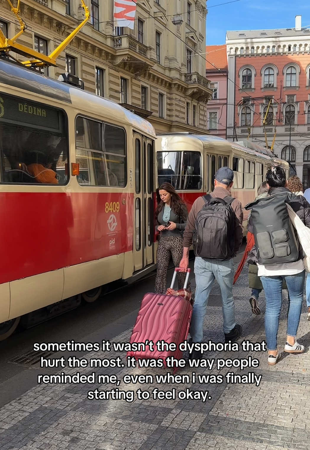 Emma Lex (@emmatsgirl) - Urlebird