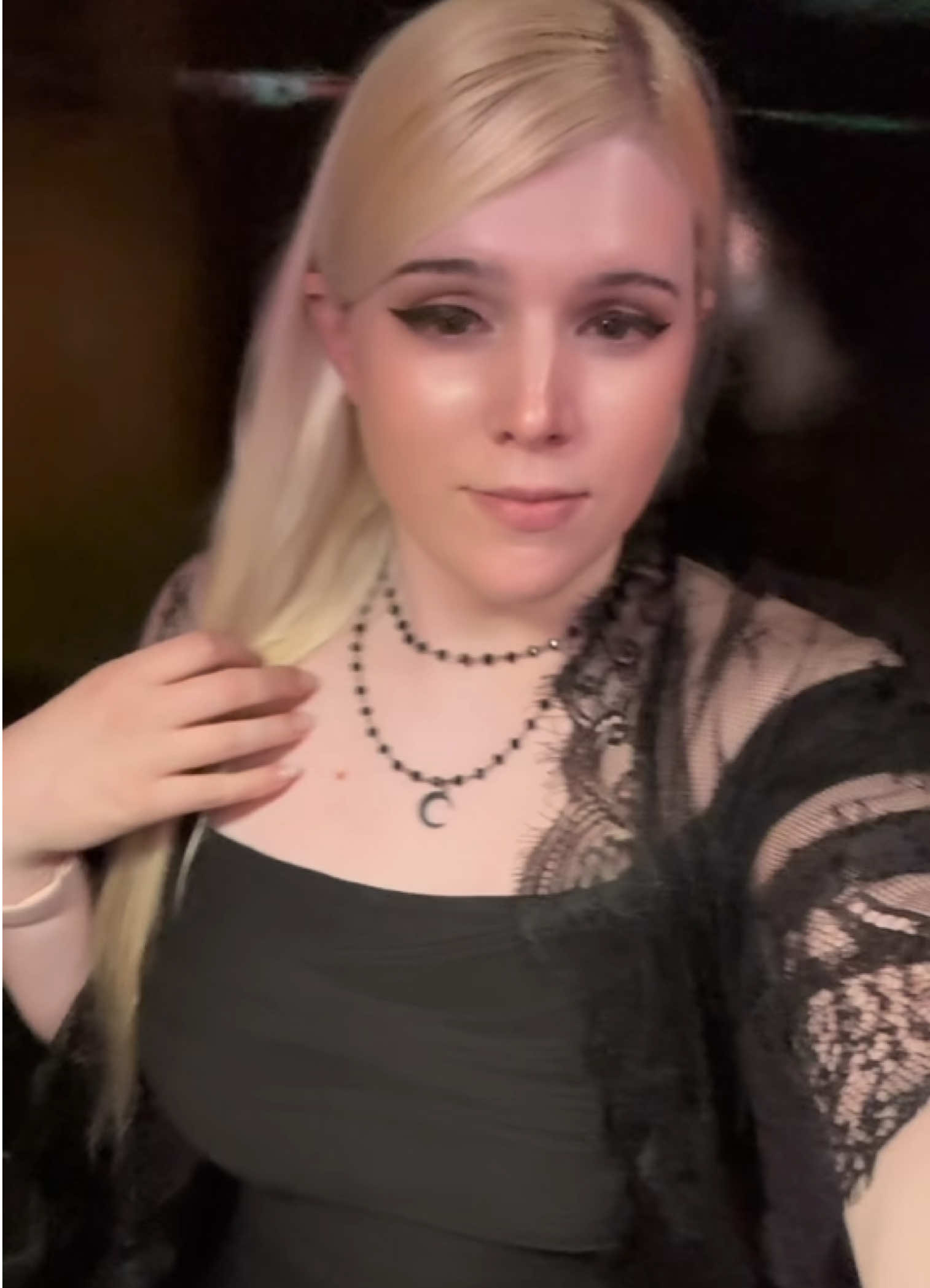 Amanda Rae (@realamandarae) - Urlebird