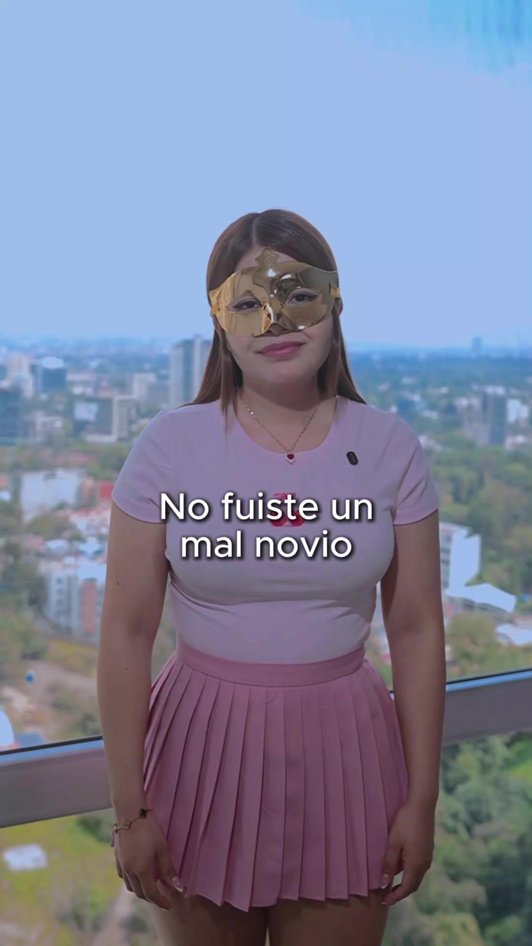 Mia Ashley (@miashleyloo) - Urlebird