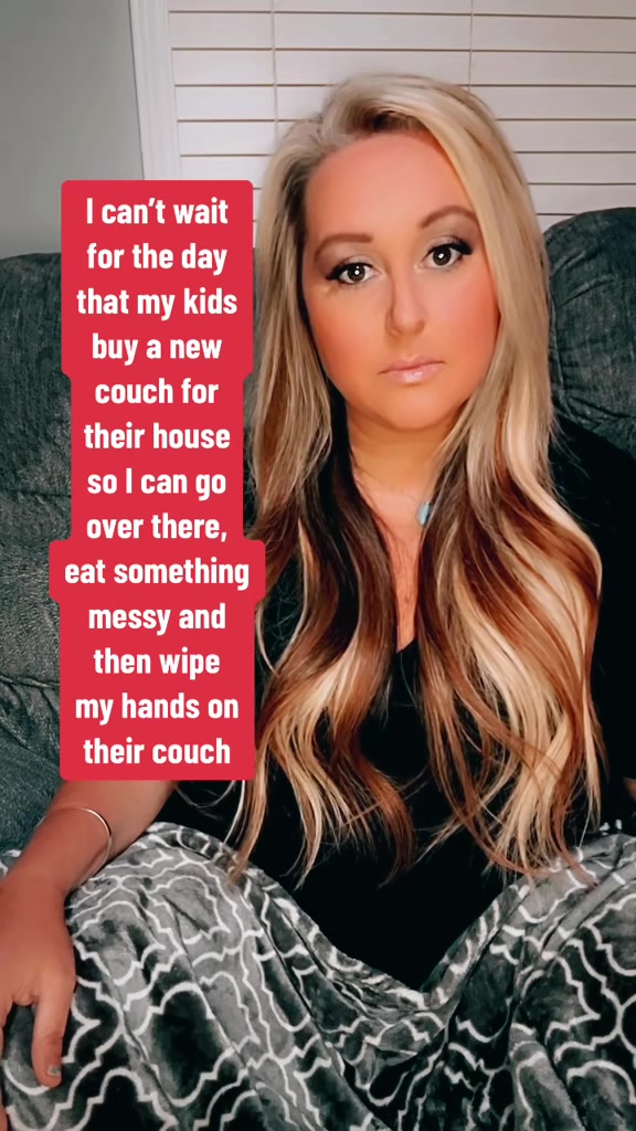 MINDI NICOLE (@mindinicole26) - Urlebird