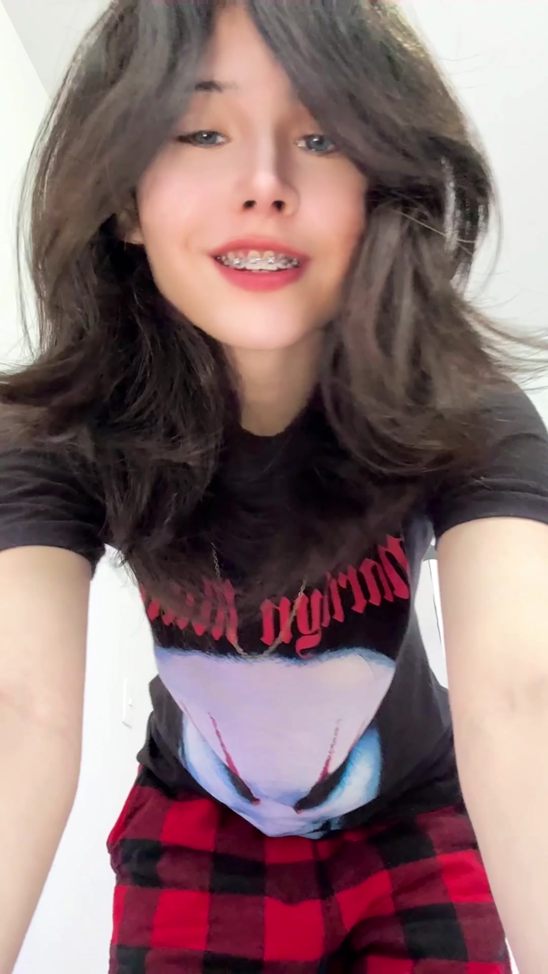 @lizyhsan) - Urlebird