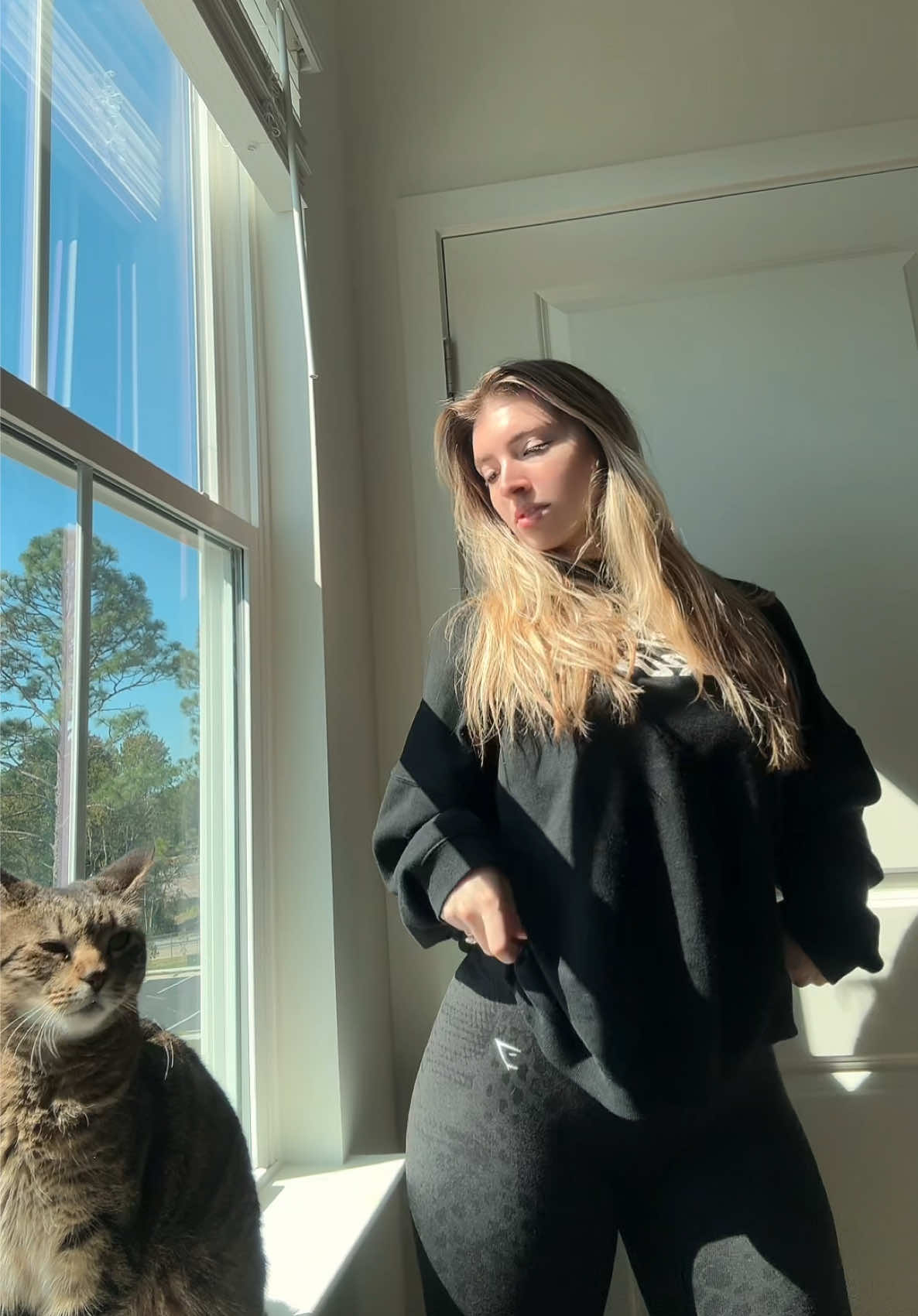 Carley (@carleycakeee) - Urlebird