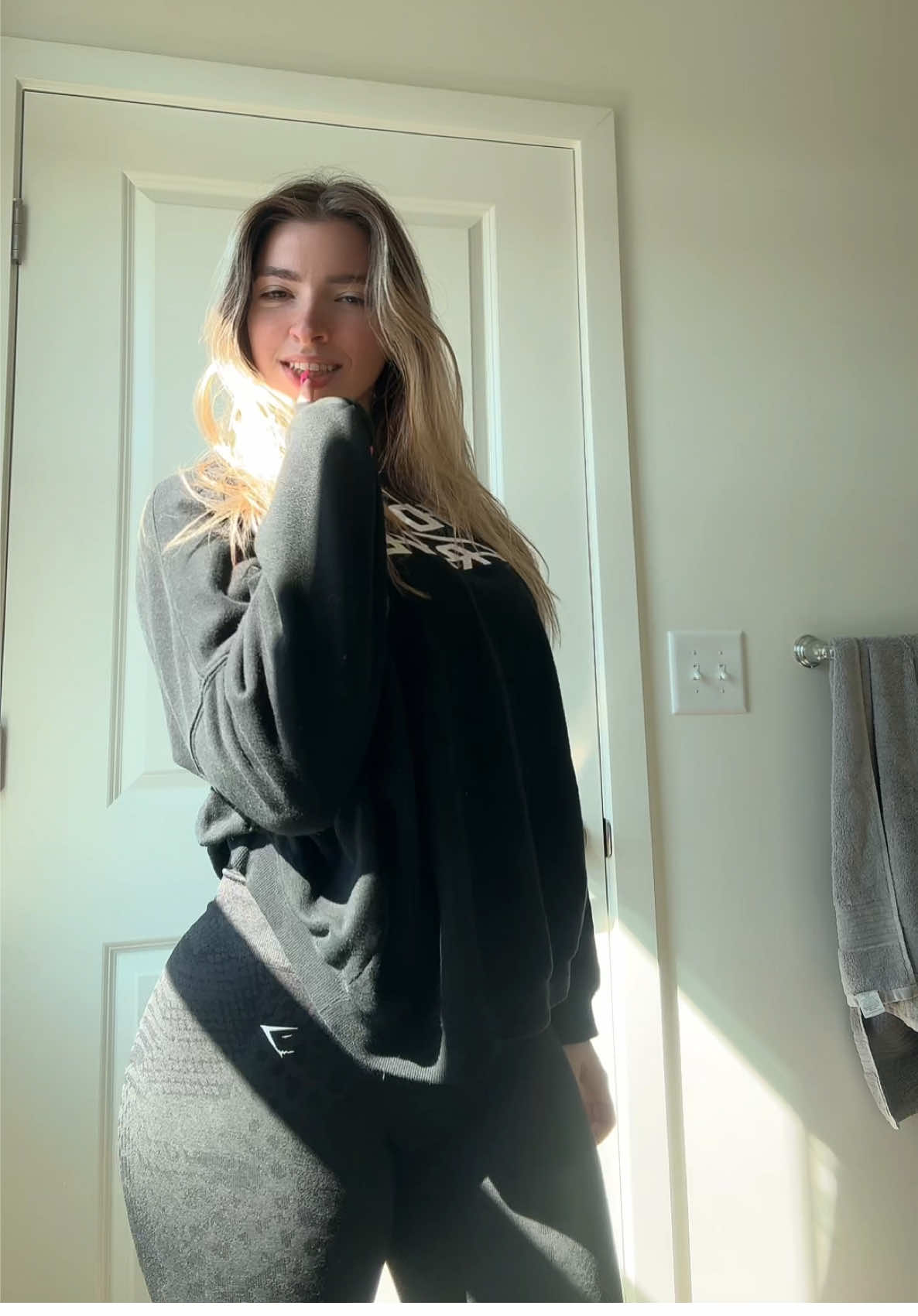 Carley (@carleycakeee) - Urlebird