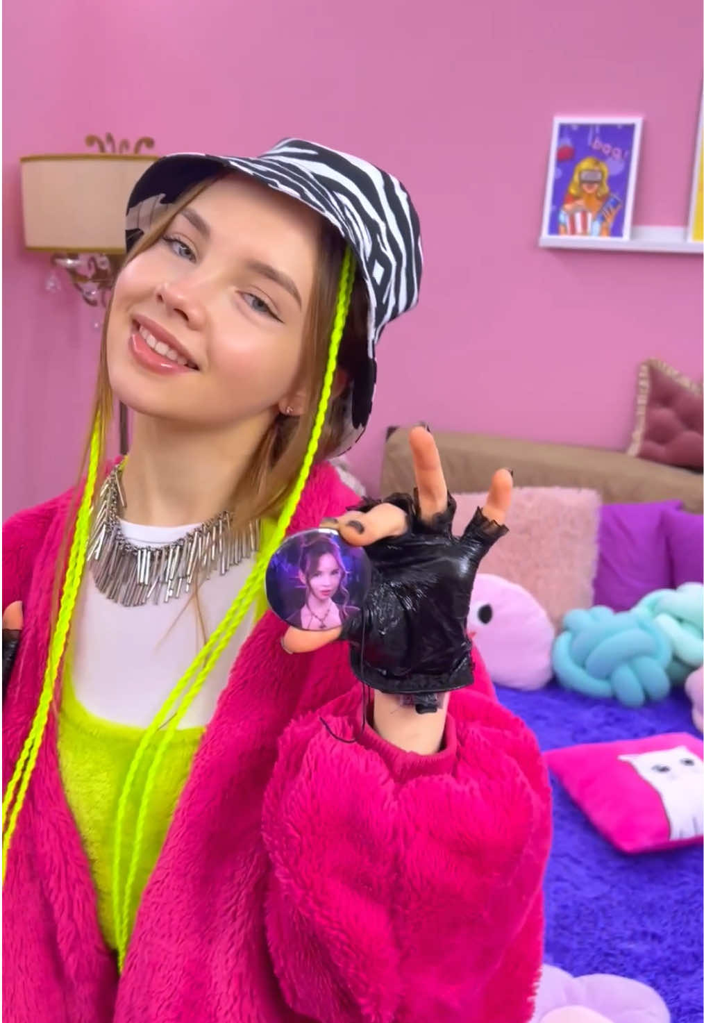 Tim Tin (@timtinfamily) - Urlebird