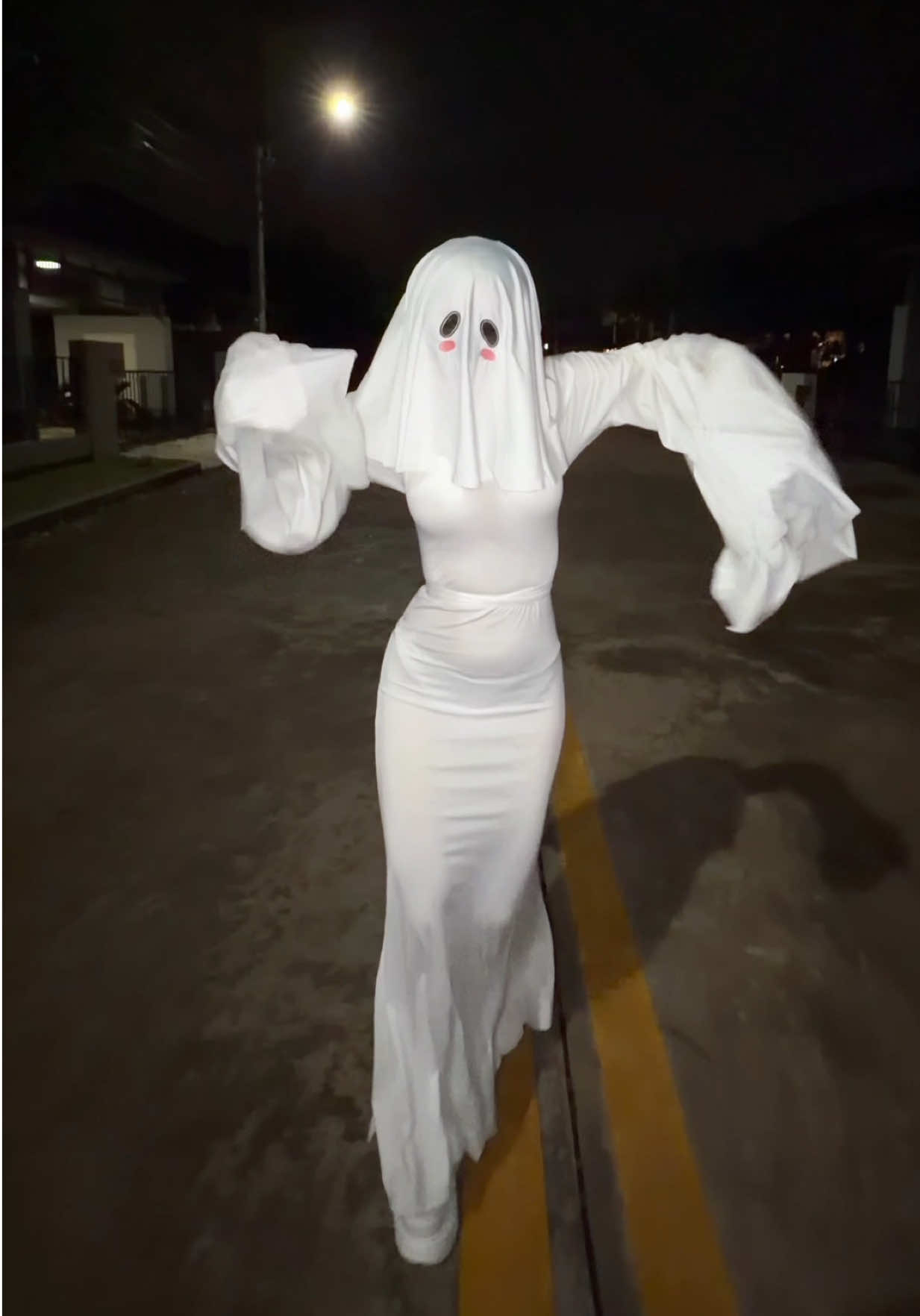 your anime girl👑 (@fesch6) - Urlebird