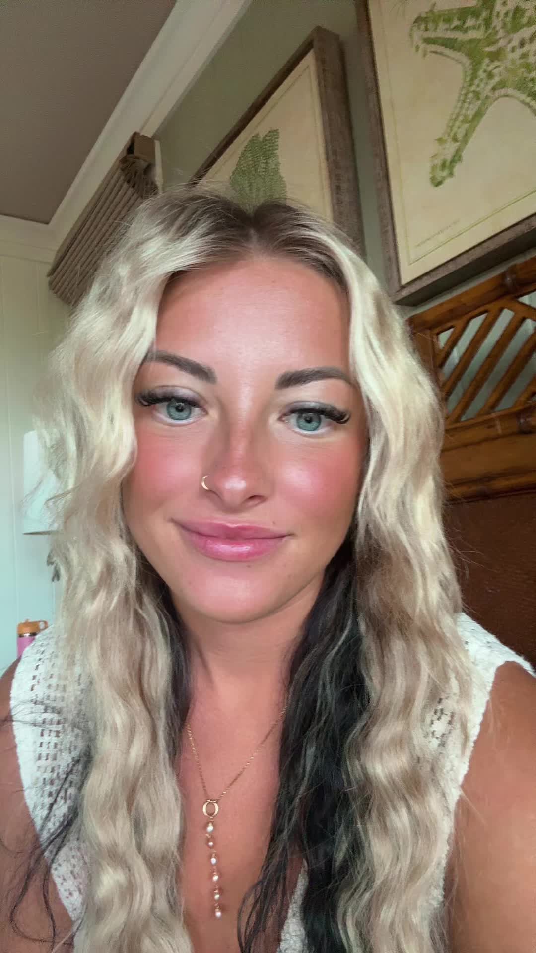 zonamaeee (@zonamaeee) - Urlebird