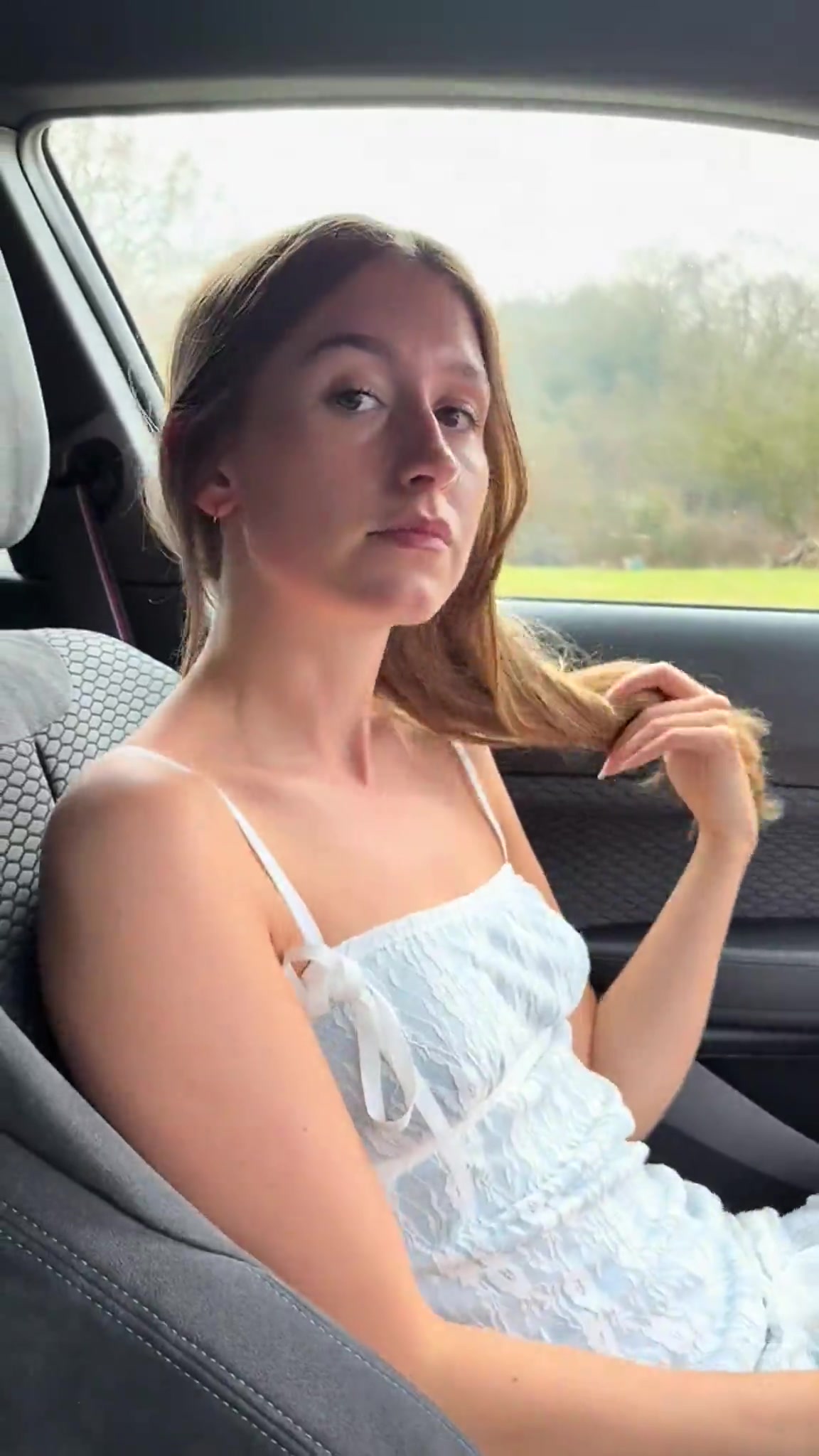 Zoe Rhode (@zoerhodeclips) - Urlebird