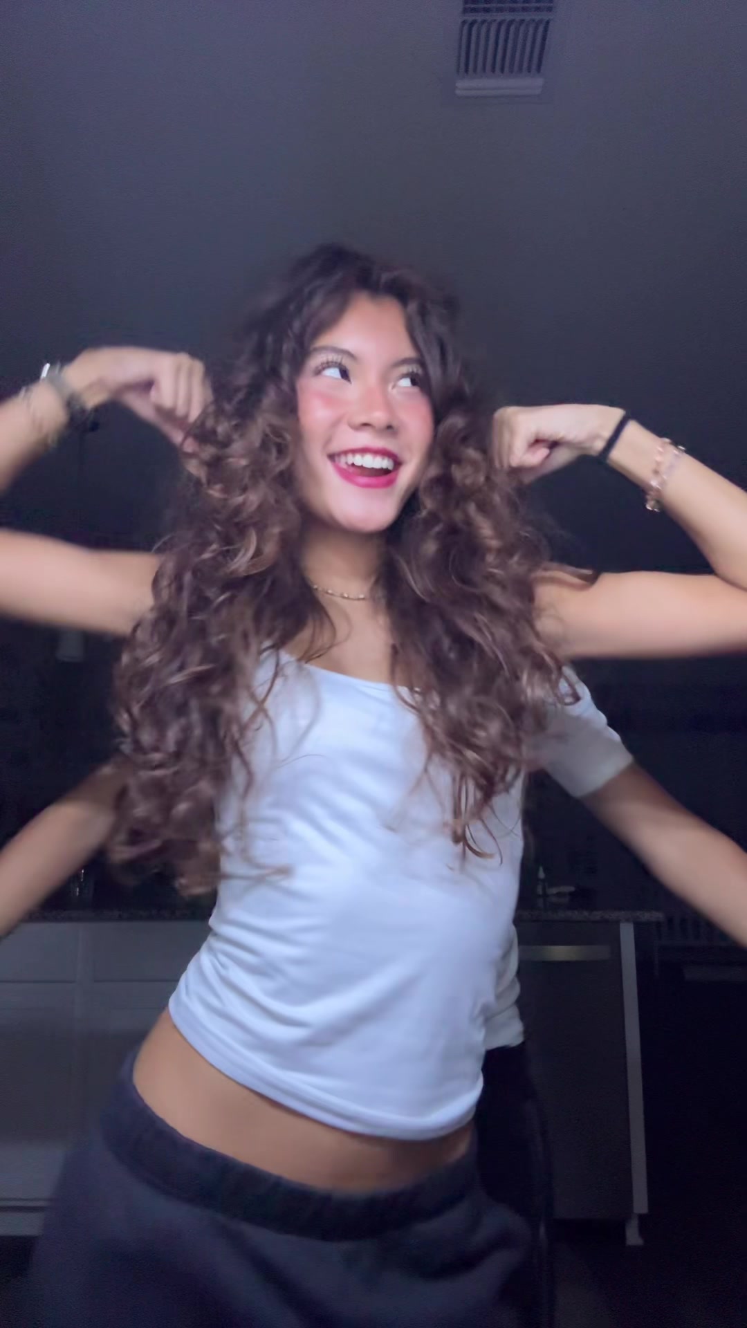 Y si que eramos 6 hermanos | Pamela Millan (@3pamelastar)