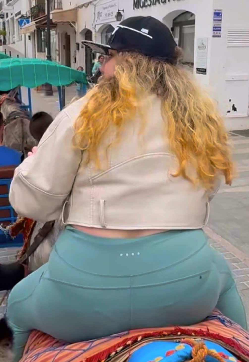 Stuffy Bunny (@stuffybunnyofficial) - Urlebird