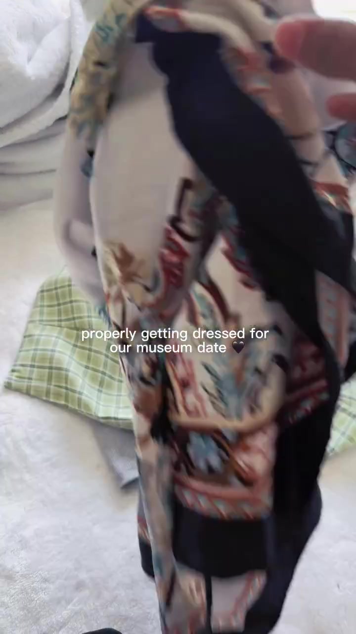 azilia hadid (@azilia.hadid6) - Urlebird