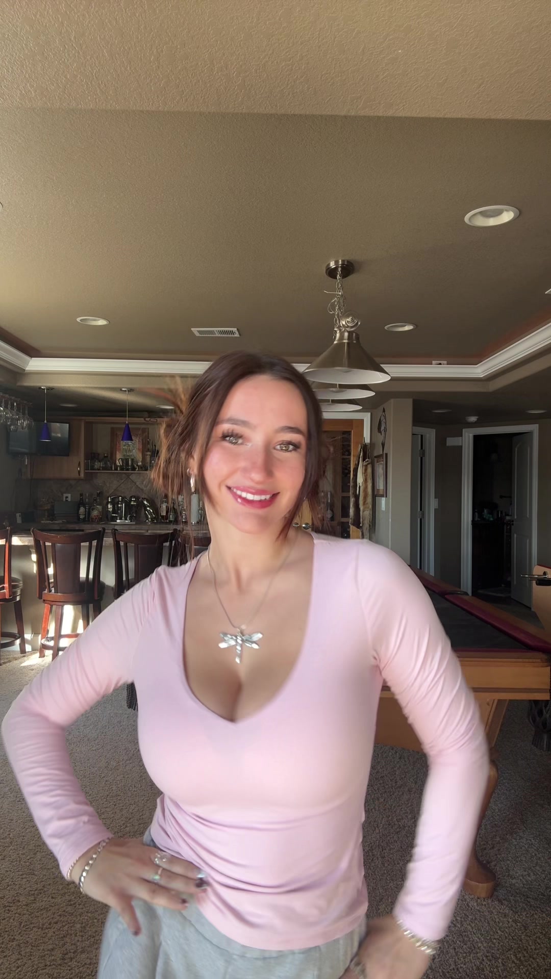 Devon (@devon.shae) - Urlebird