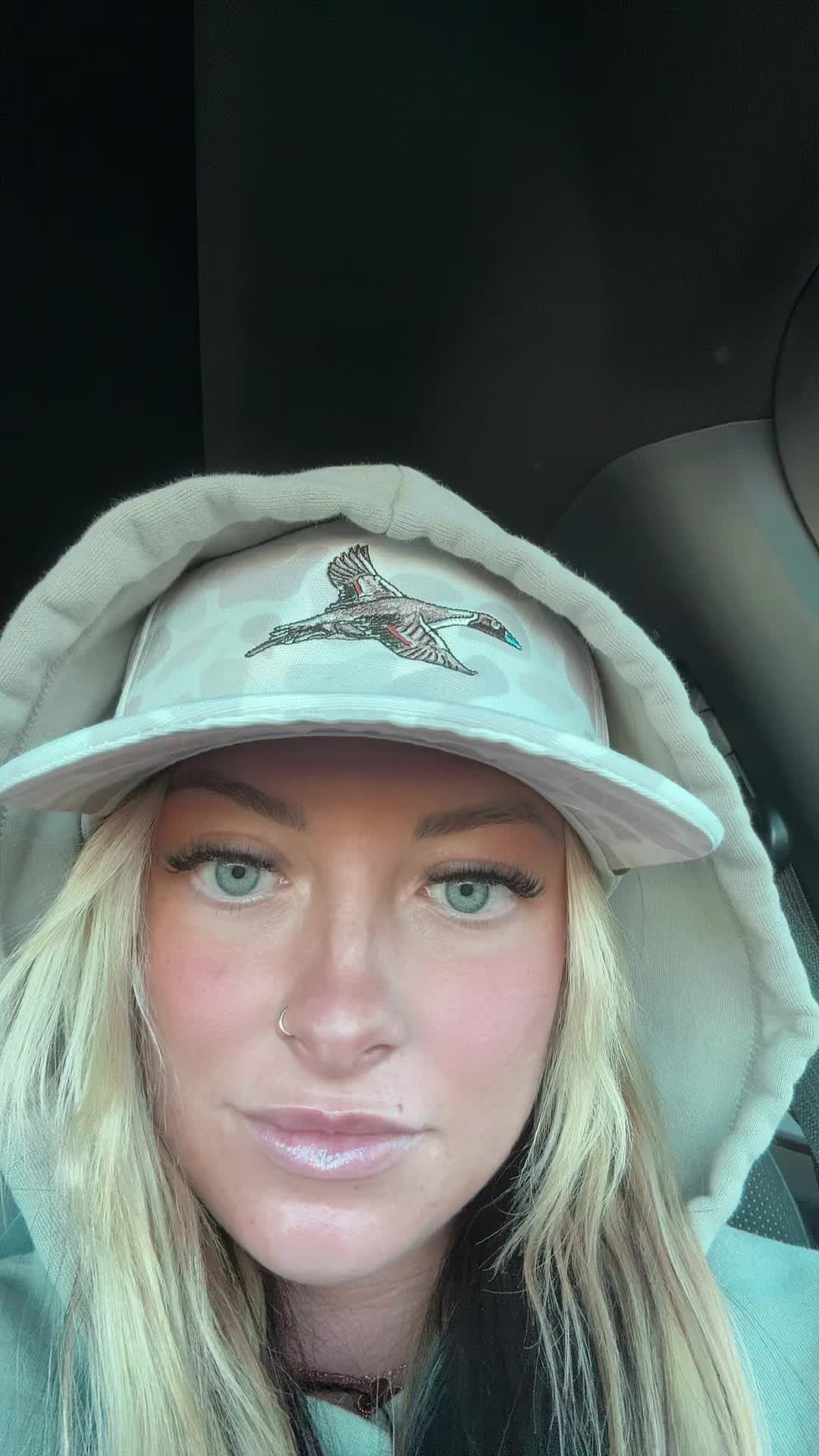 zonamaeee (@zonamaeee) - Urlebird