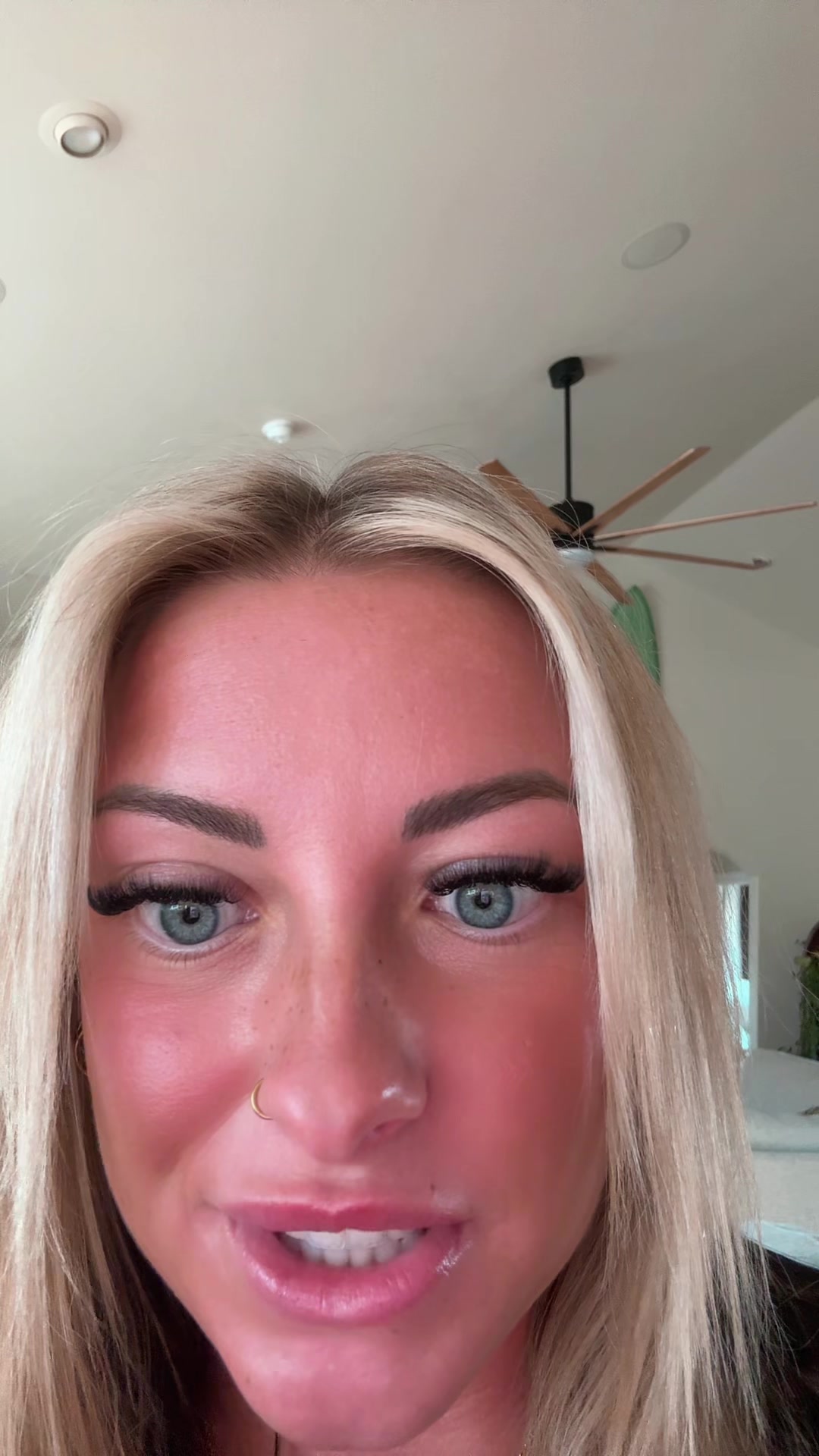 zonamaeee (@zonamaeee) - Urlebird