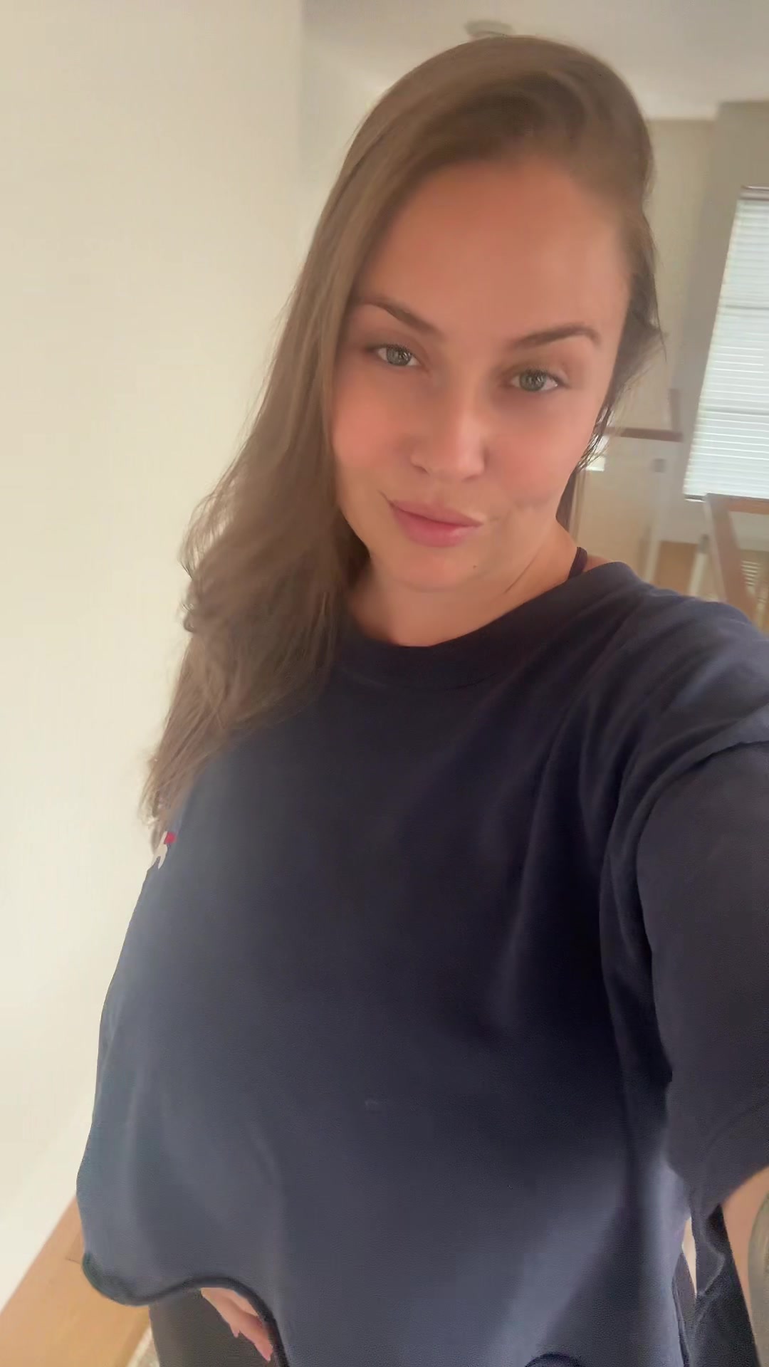 Ava Nicks (@avanicksofficial) - Urlebird