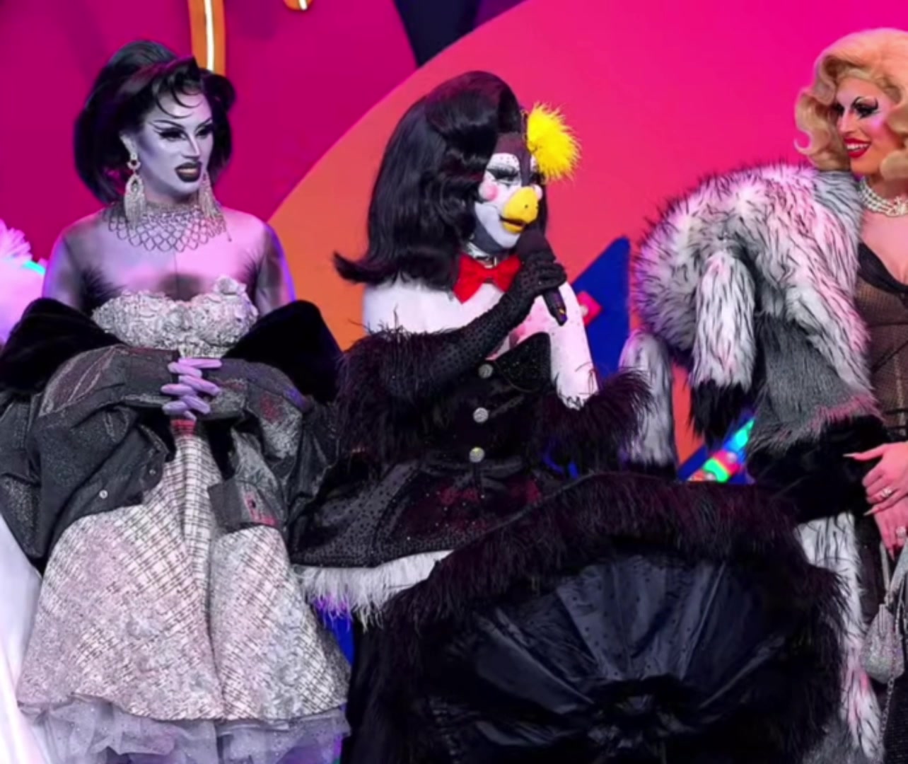 Fallout - Human Girl / Animated By Anna | Junkpyou (@junkpyou8)