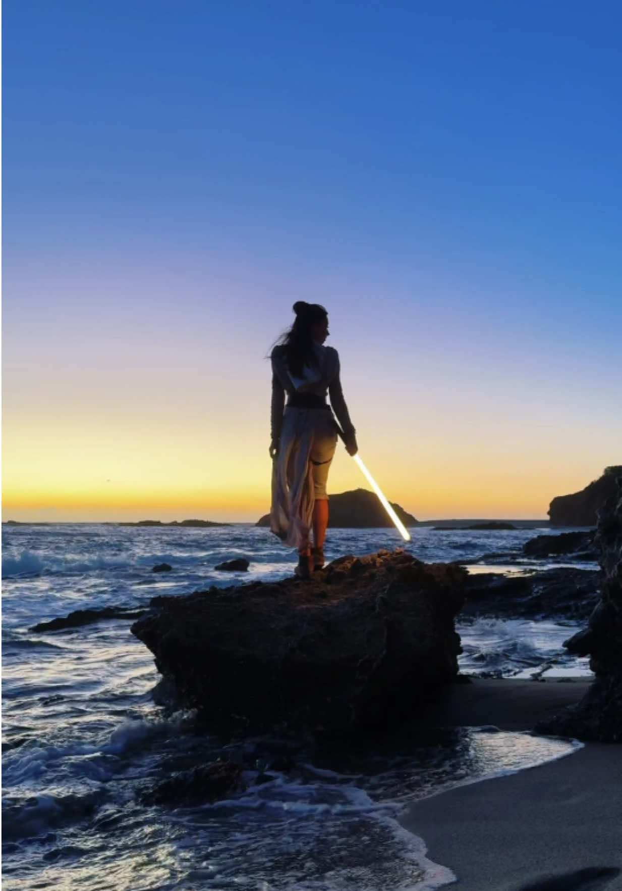 Léa Martinez (@slayeas) - Urlebird