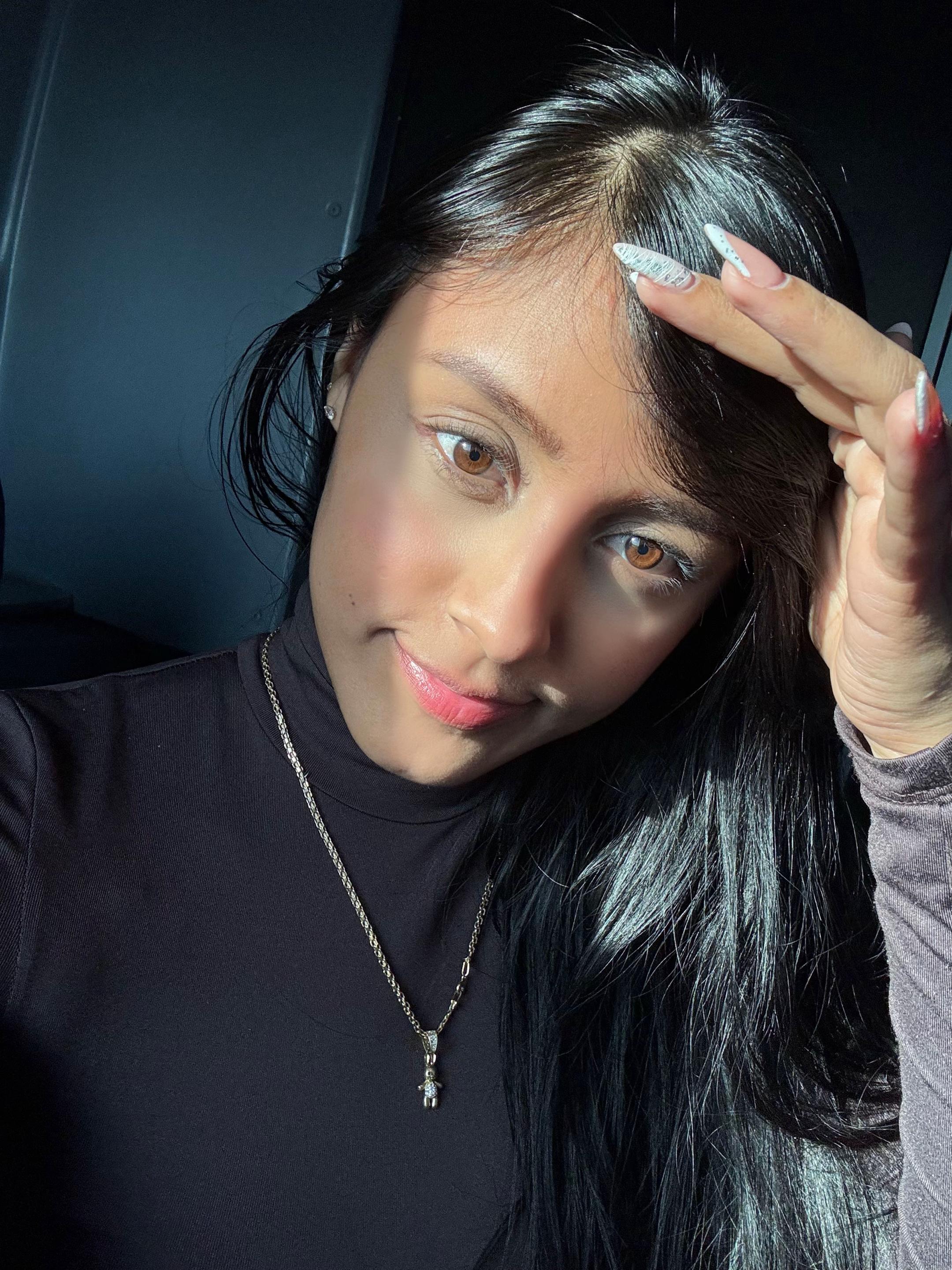 Sindy Lopez👸🏻 (@sindylopez477_) - Urlebird