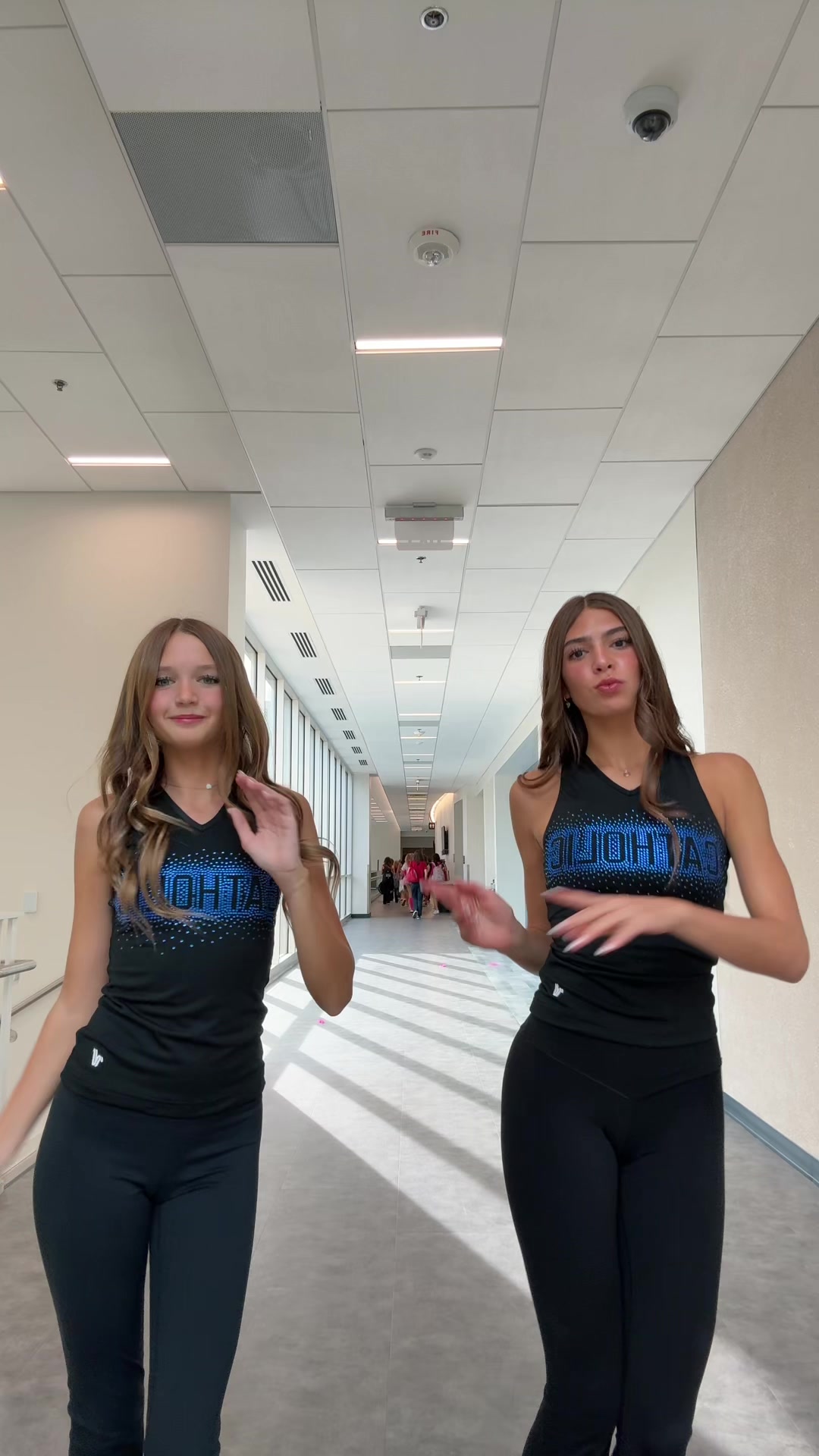 Sydney Raniszeski (@sydneyraniszeski) - Urlebird