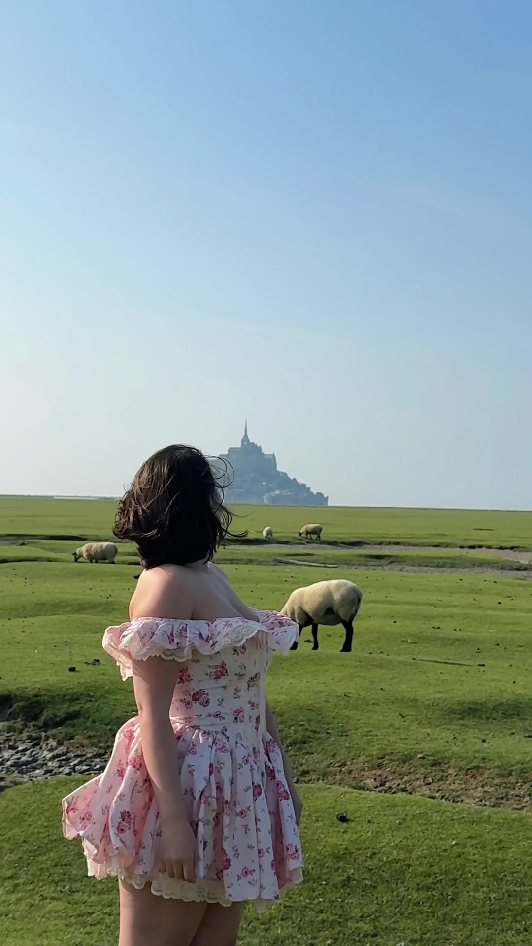 Suzanna Joy (@suzannaenjoy) - Urlebird