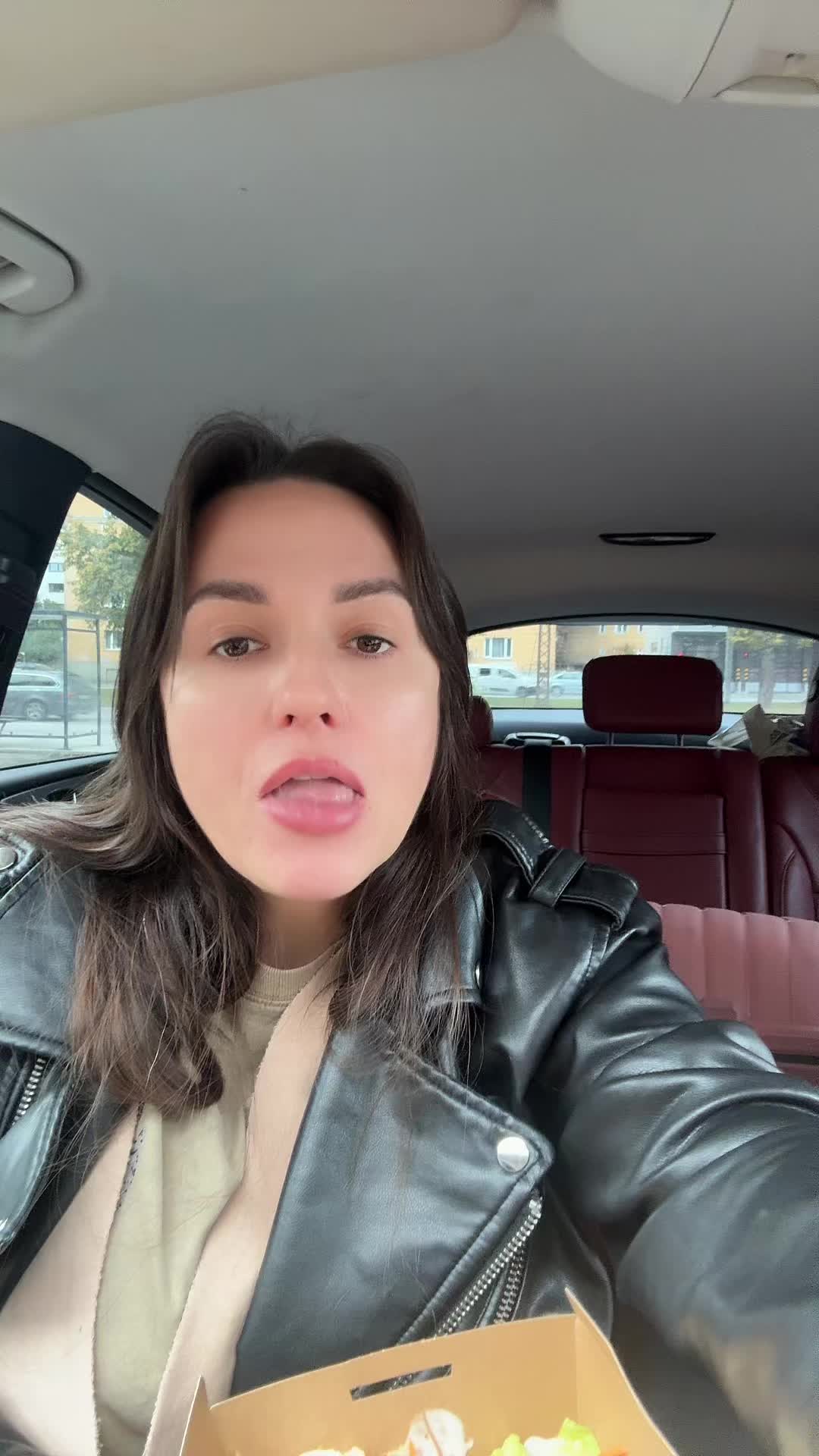 aLyzOo_ (@alyzoo_) - Urlebird